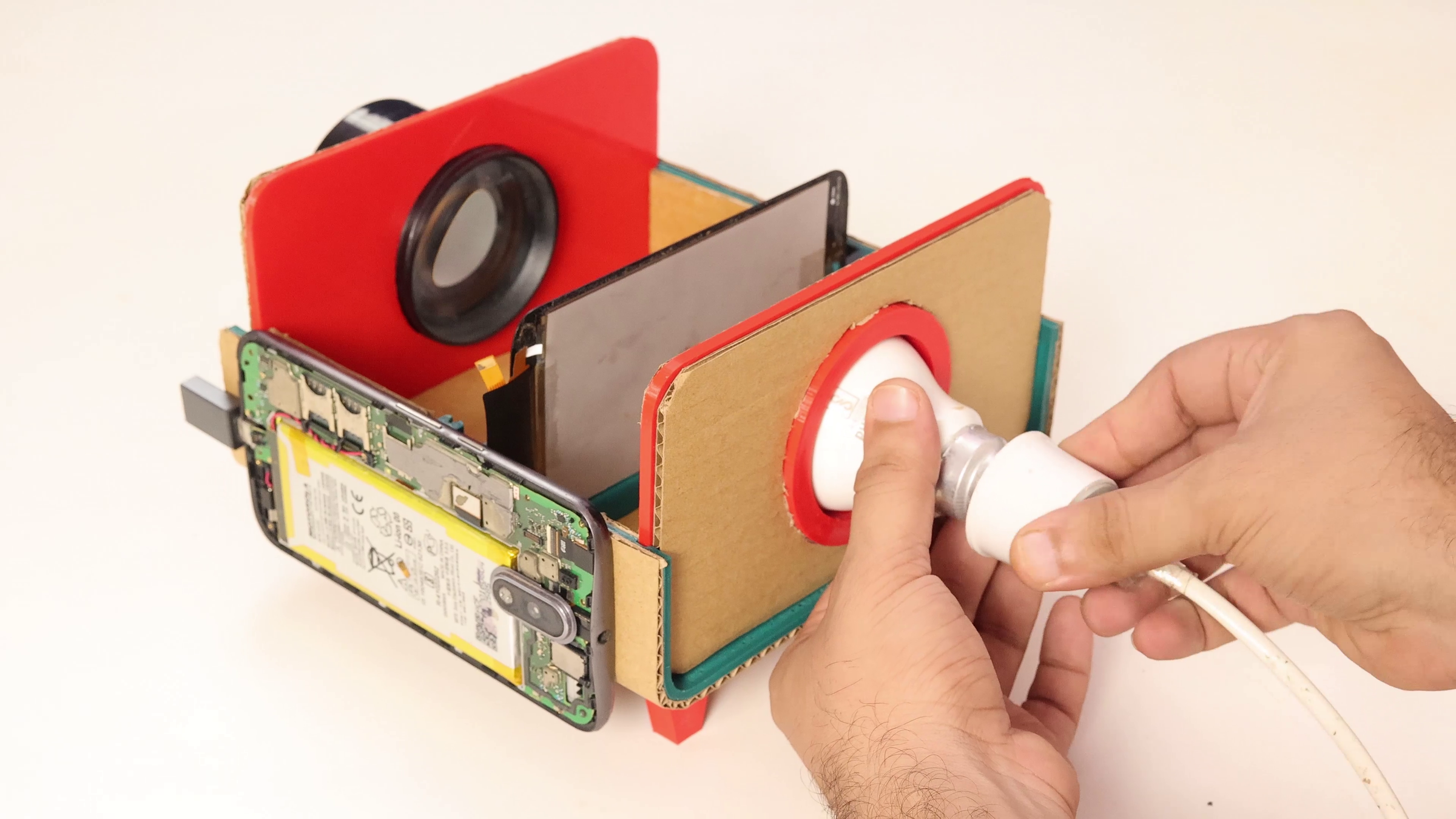 Projector Using Old Smartphones : 10 Steps (with Pictures) - Instructables