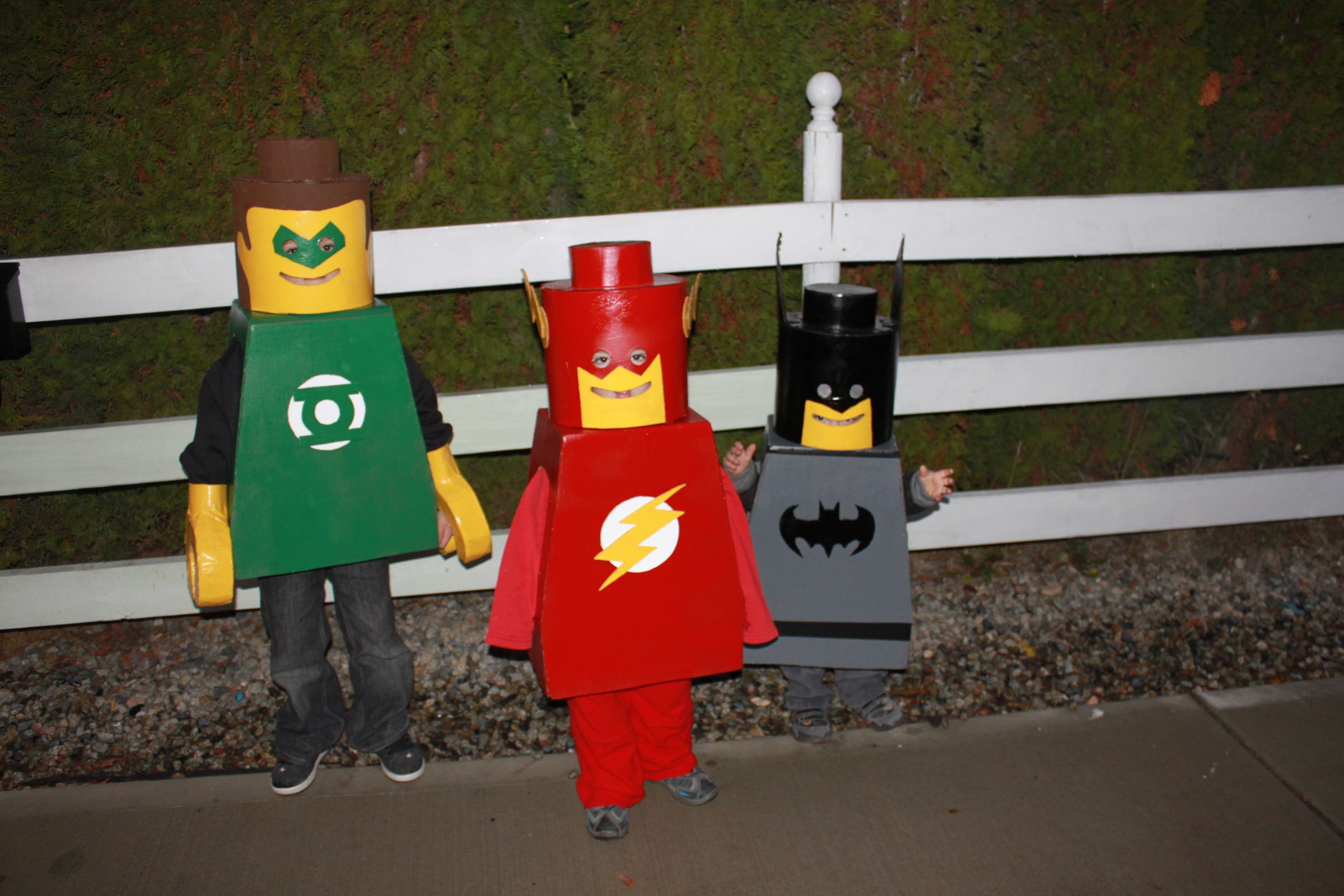 Lego Man Costume for Kids : 6 Steps (with Pictures) - Instructables