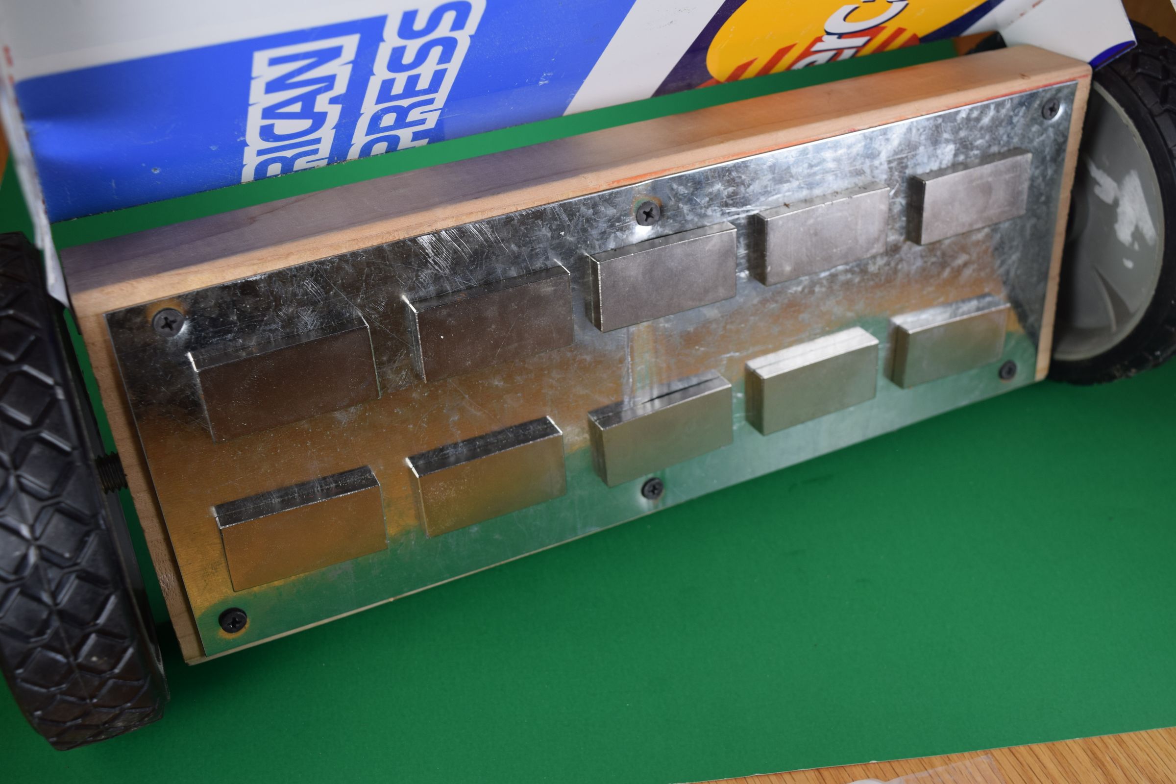 Magnet Sweeper : 9 Steps (with Pictures) - Instructables
