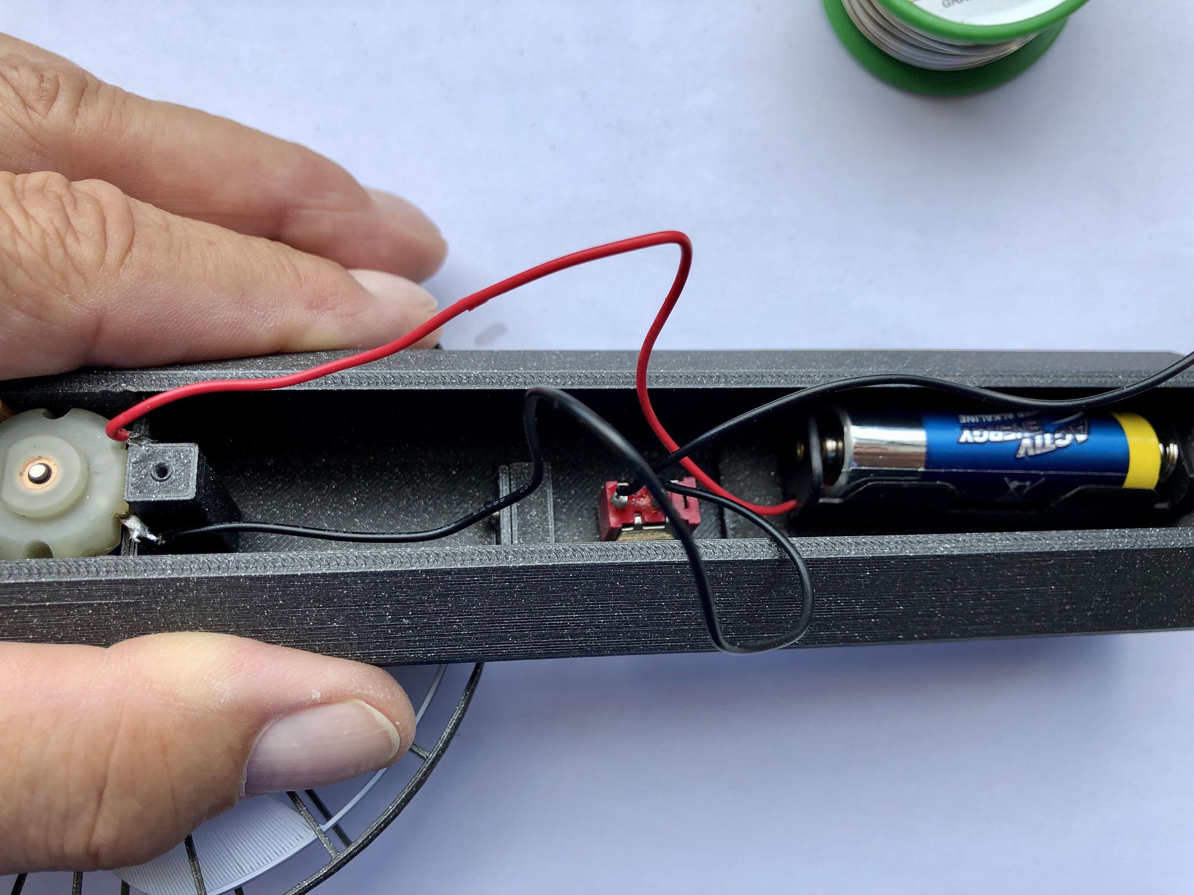 Mini Fan "Light Breeze" - Battery Powered - 3D Printed : 9 Steps (with ...