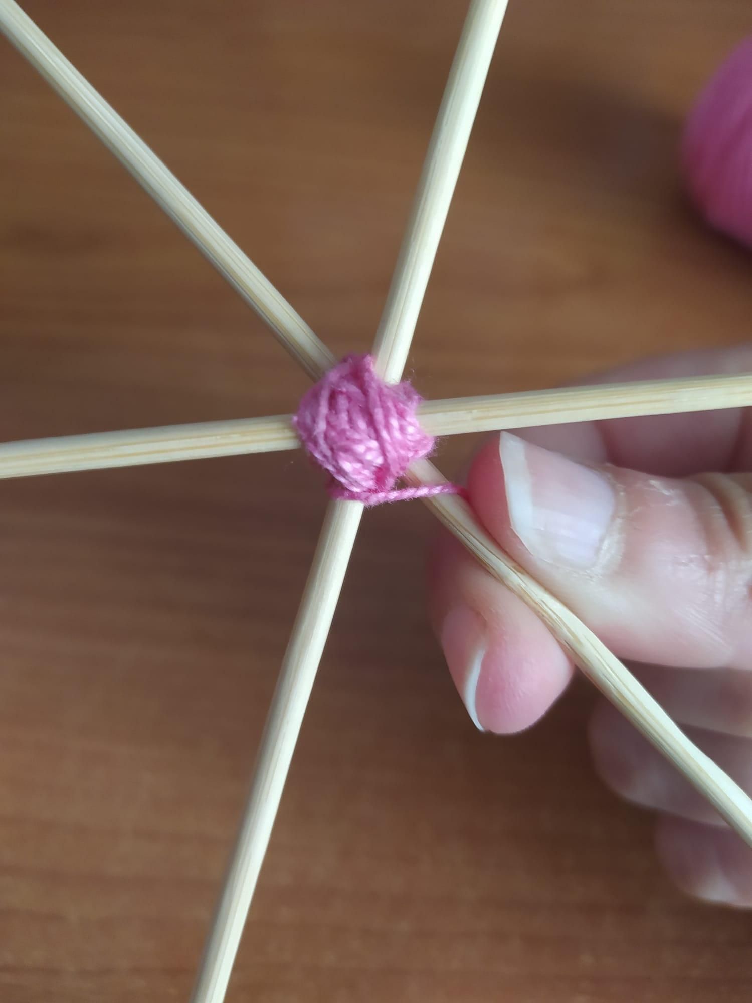 God's Eye / Thread Mandala : 22 Steps (with Pictures) - Instructables