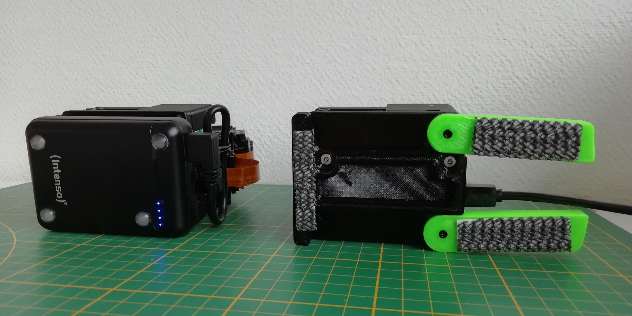 DIY the World's Smallest Rubik's Cube Solver Robot : 13 Steps (with ...