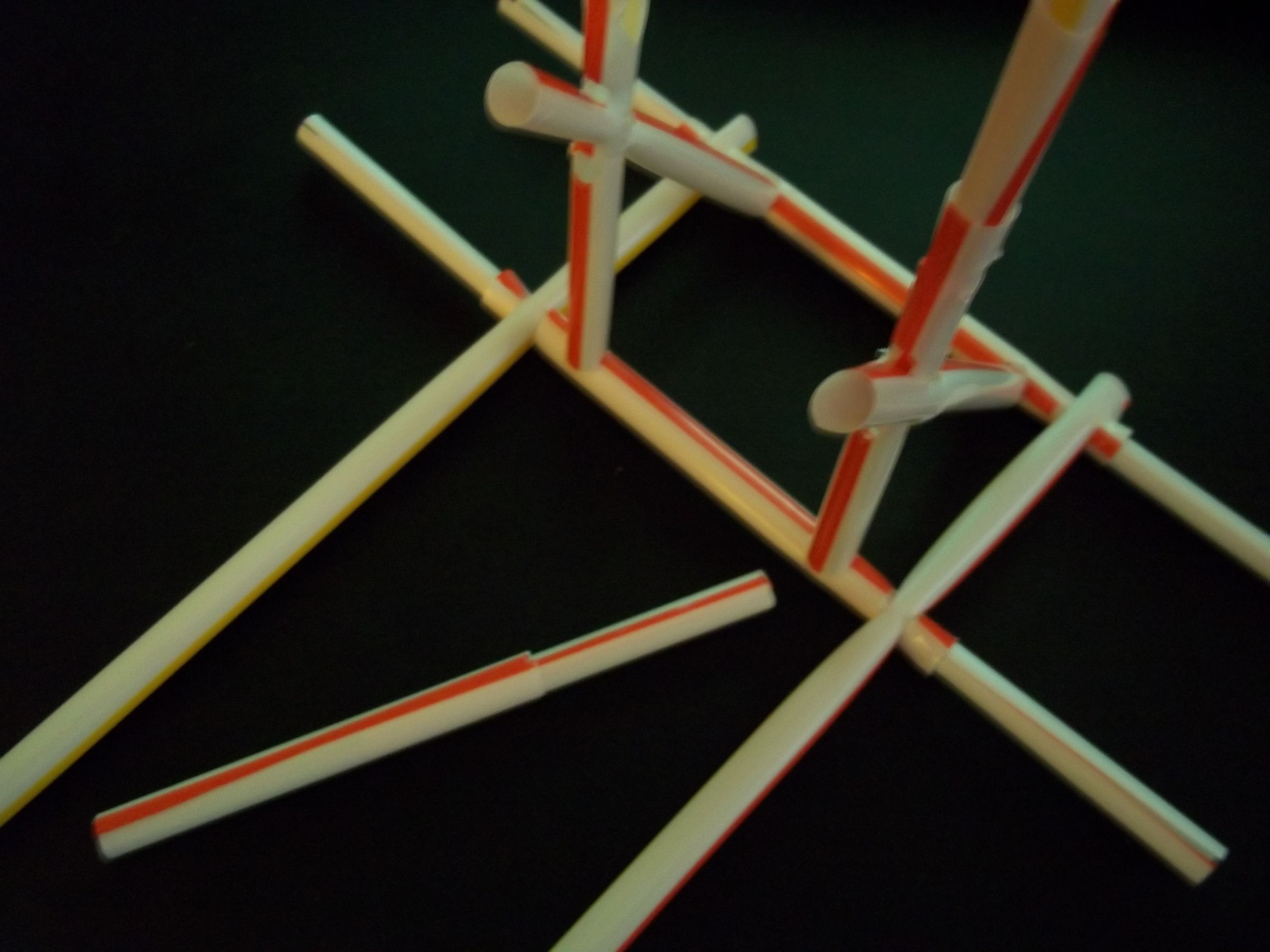 Trebuchet Catapult Using Only Fast Food Straws - Straw Builder Project ...