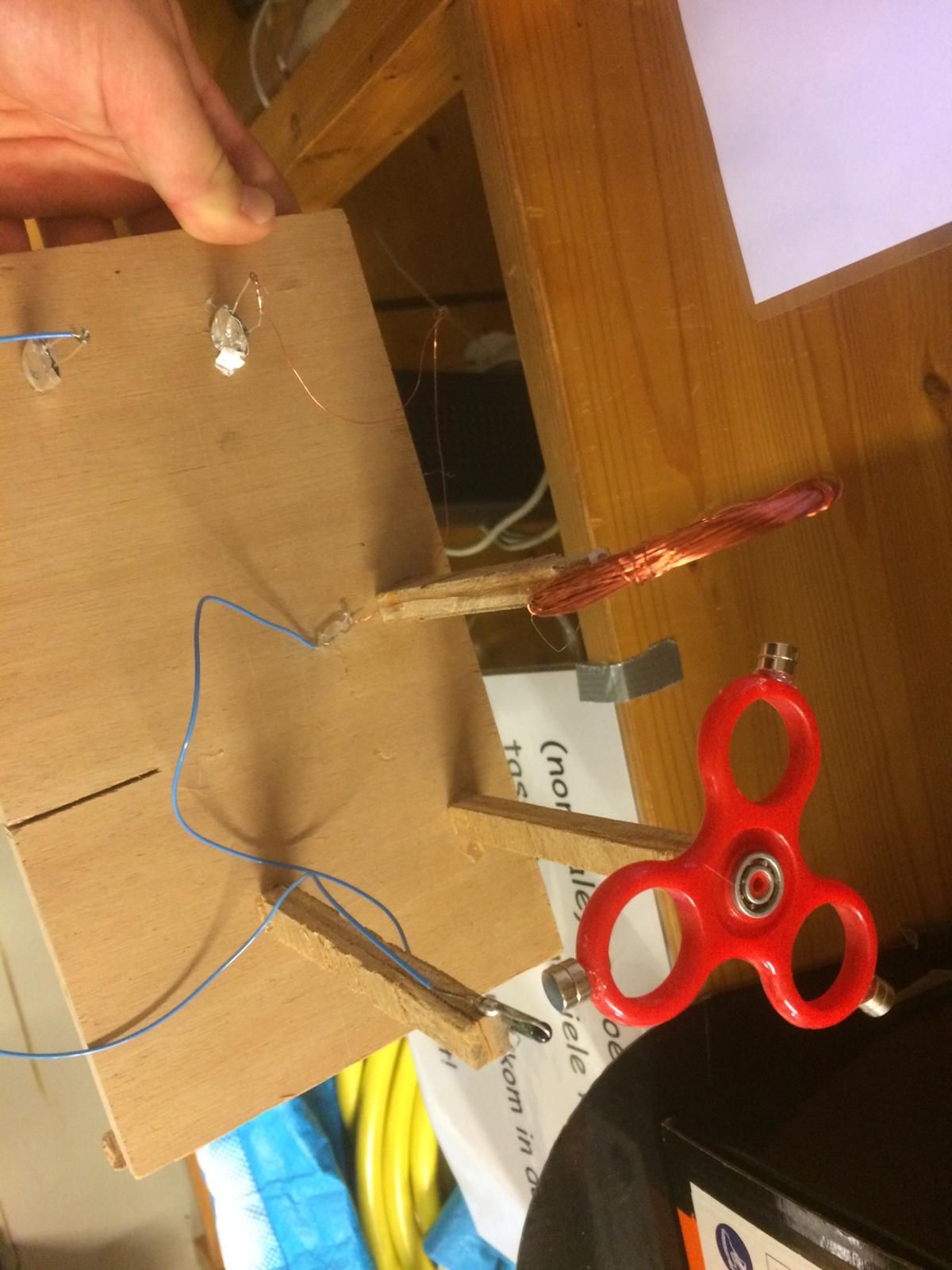 Elektro Motor + Fidget Motor : 12 Steps - Instructables