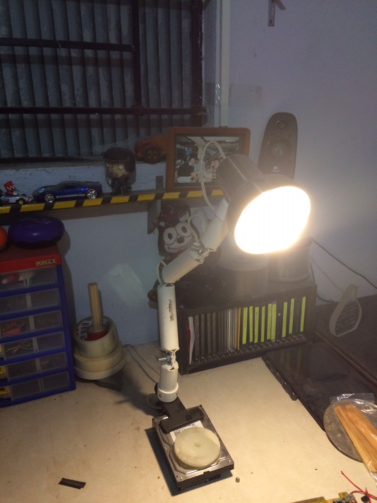 Desk Lamp, With Articulated Arm : 8 Steps (with Pictures) - Instructables