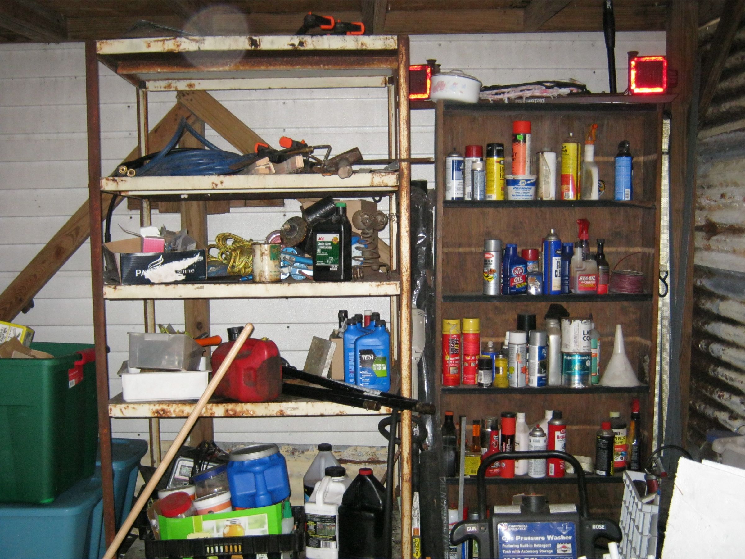World's Most Disorganized Shop? : 4 Steps - Instructables
