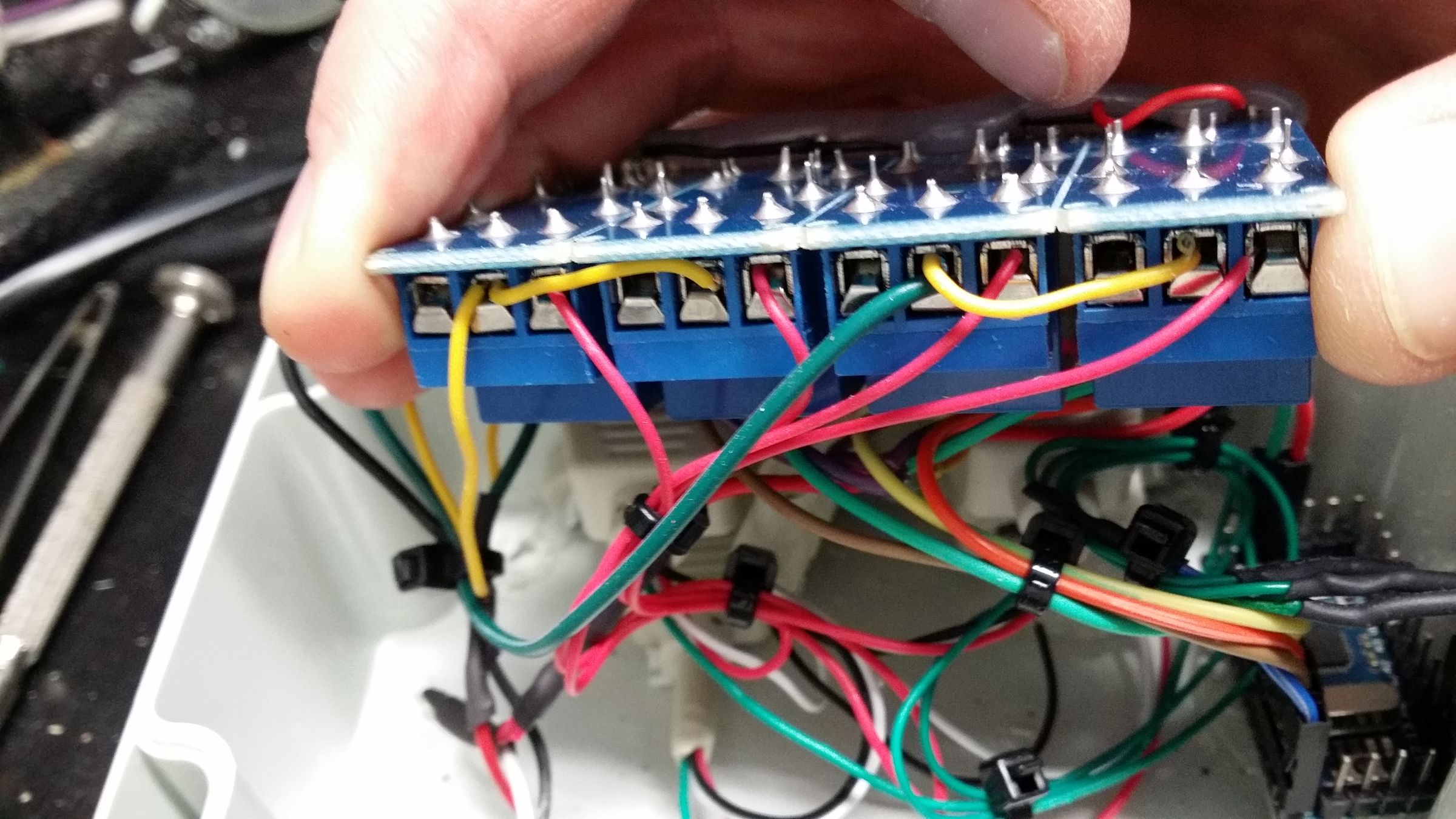 Game Show Buzz in System : 9 Steps - Instructables