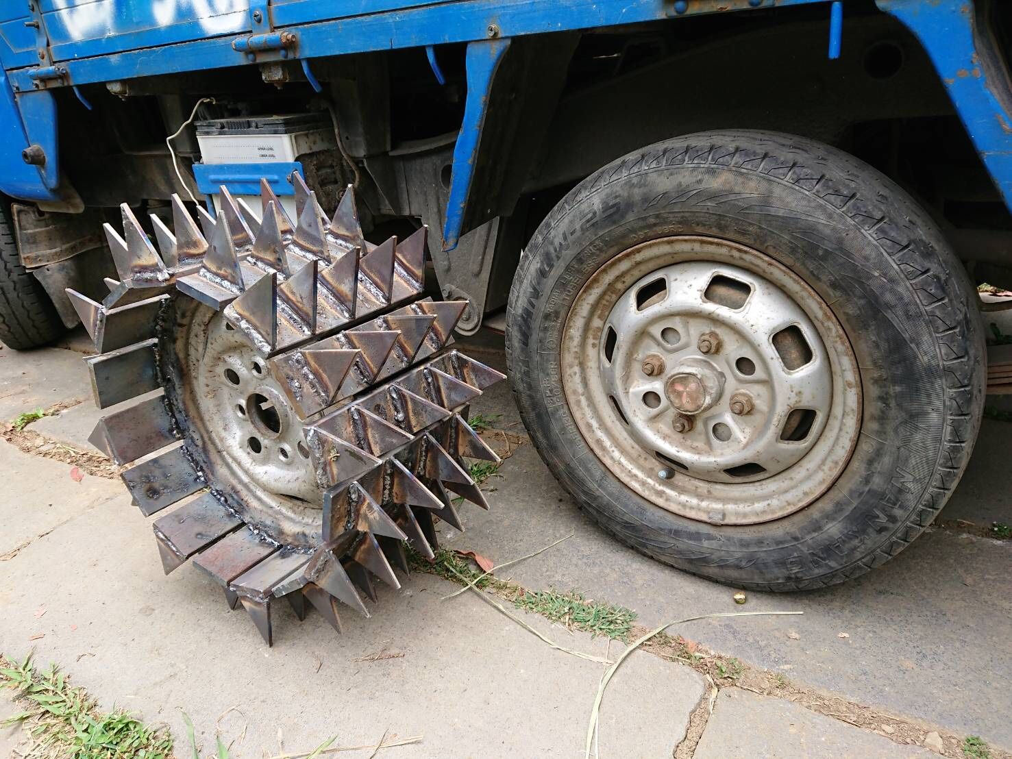 Lawn Aerator Wheel : 3 Steps - Instructables