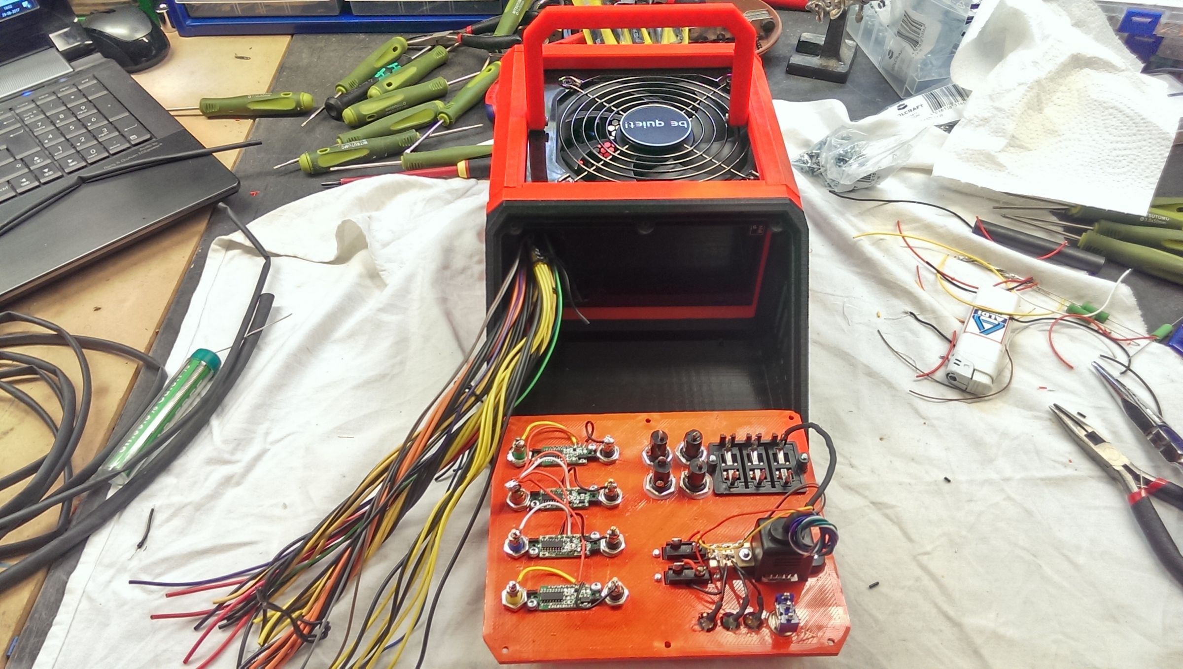 Lab ATX Powersupply : 10 Steps (with Pictures) - Instructables