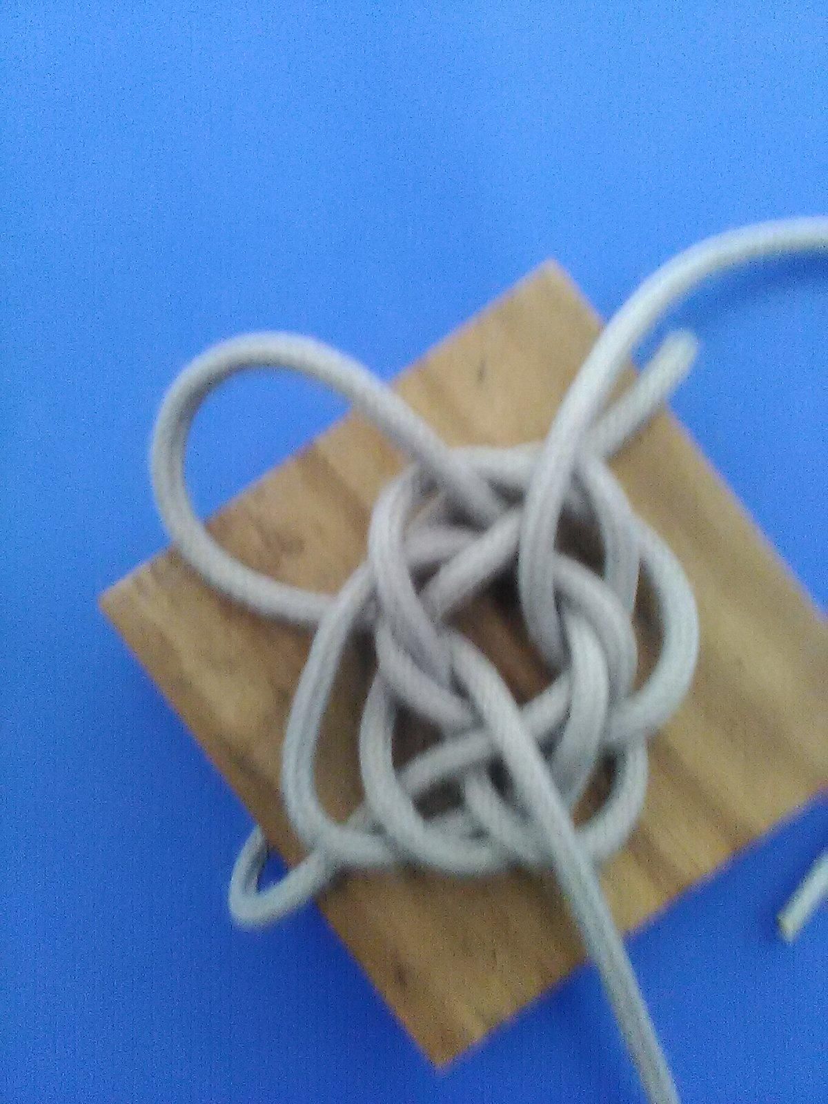 Carrick Bend Loop : 7 Steps - Instructables