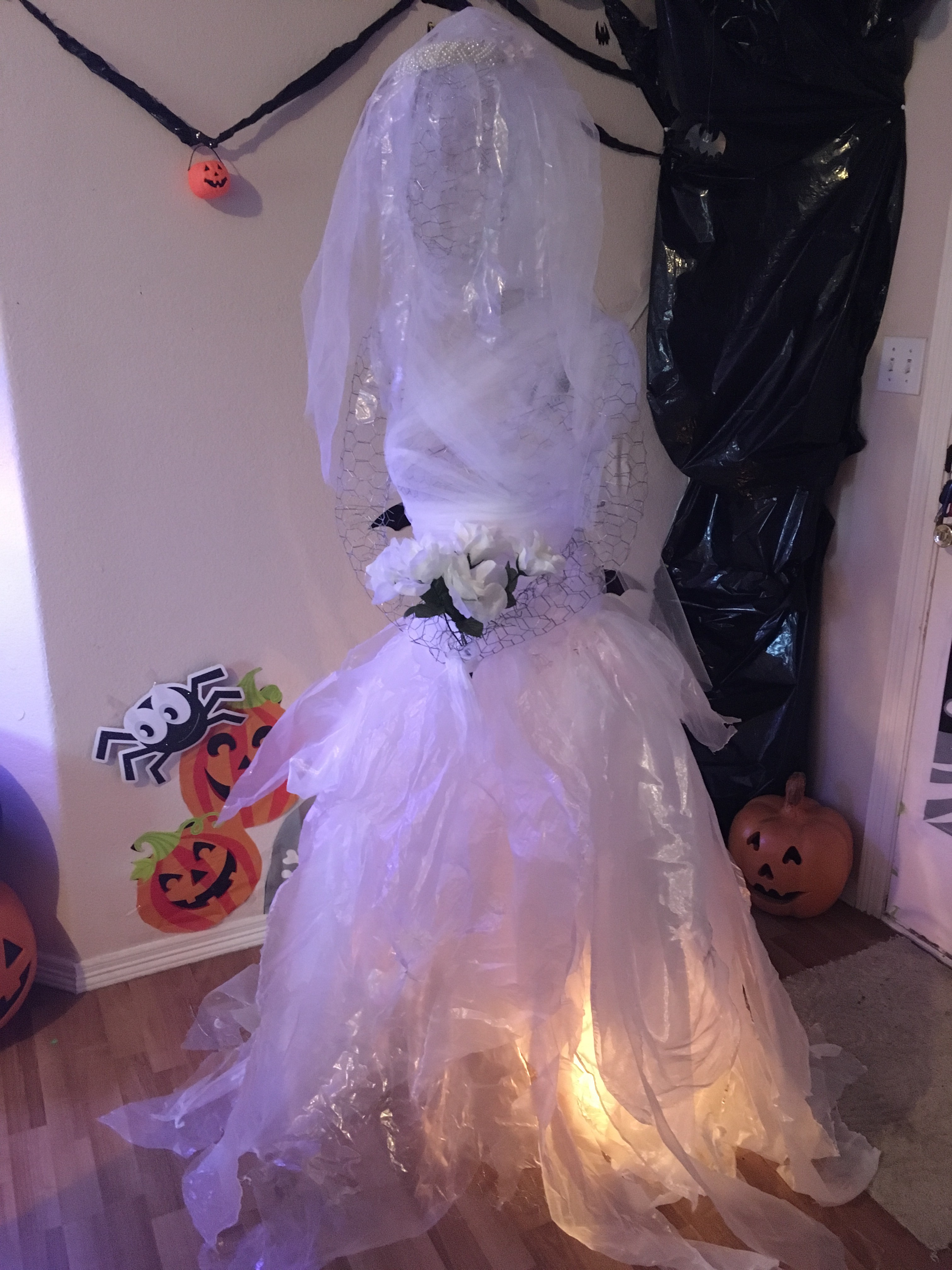 Ghost Bride : 5 Steps (with Pictures) - Instructables