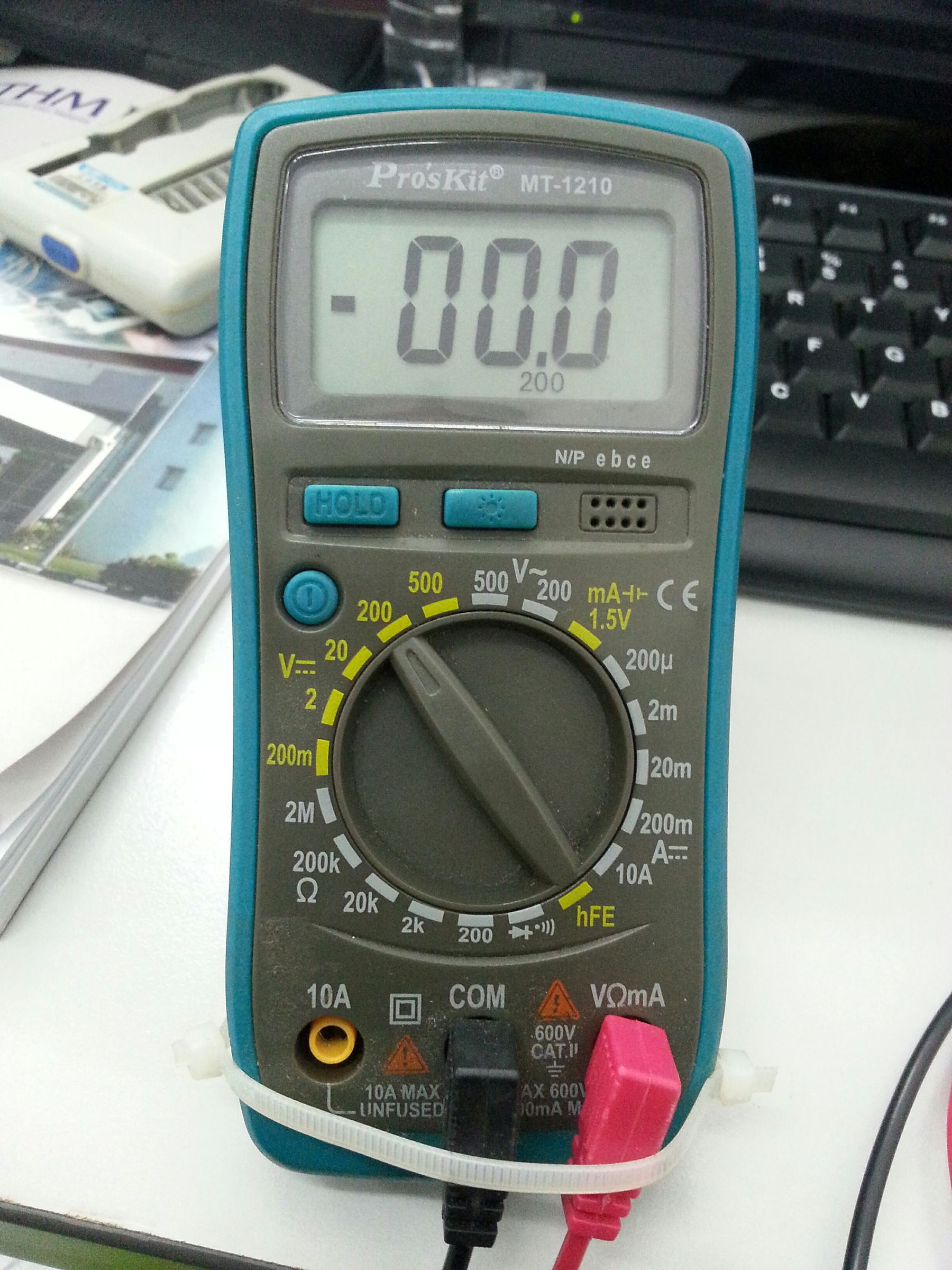Tutorial for Mini Digital Voltmeter : 6 Steps - Instructables