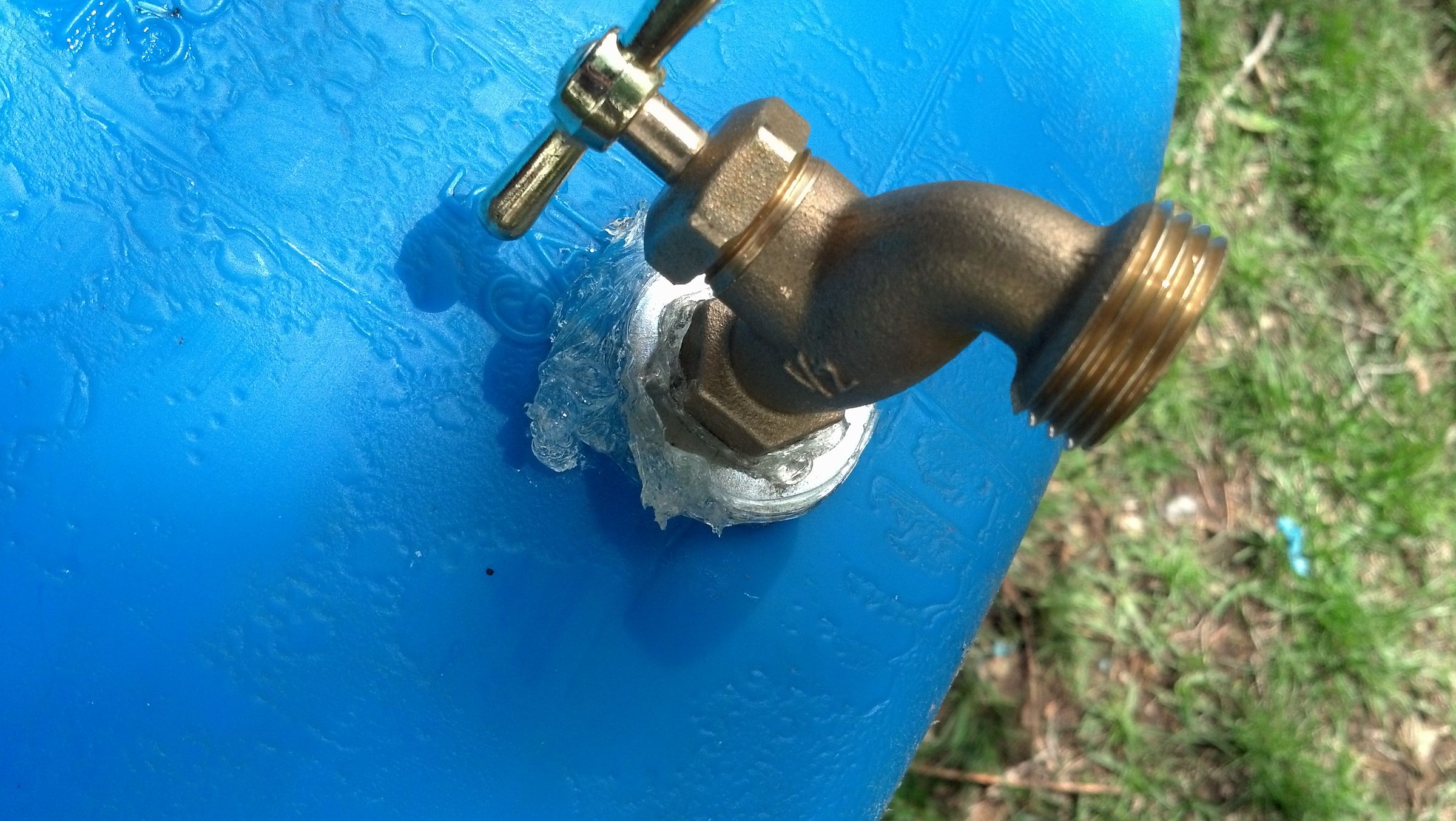 Rain Barrel Spigot : 6 Steps - Instructables