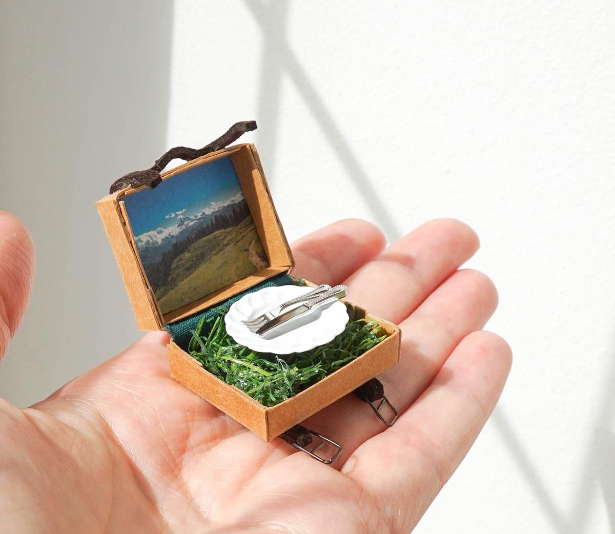 DIY Miniature Suitcase | How to Make a Mini 1/12 Picnic Hamper : 9 ...