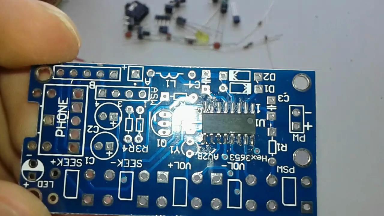 HOW TO MAKE FM RADIO RECEIVER AT HOME : 6 Steps - Instructables