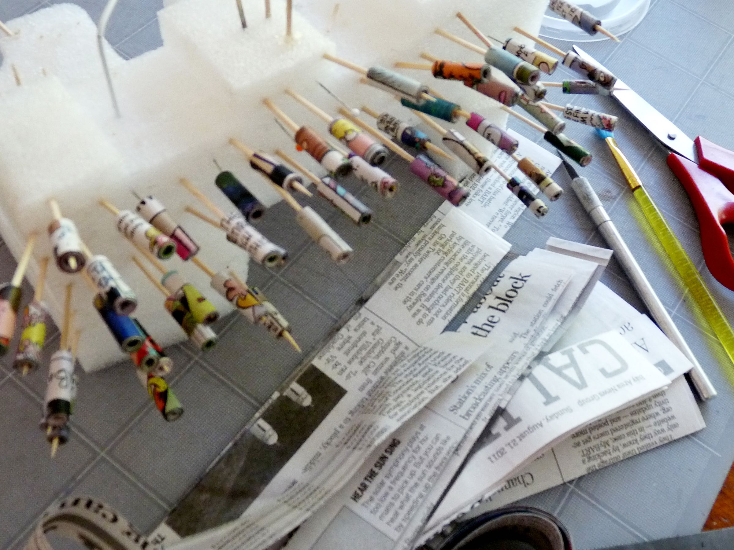 Durable Handmade Paper Beads : 6 Steps (with Pictures) - Instructables