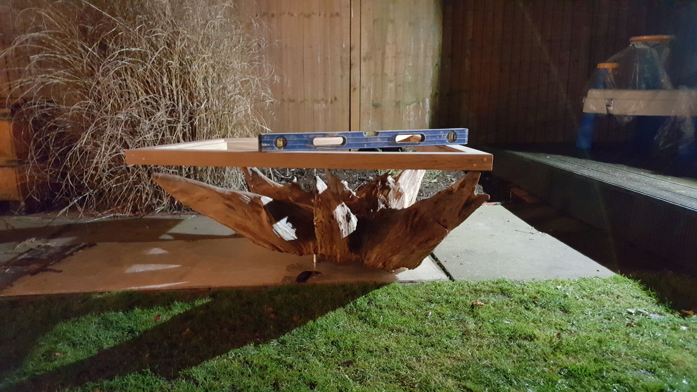 Tree Root Table With Custom Glass Top and Underlight : 10 Steps (with ...