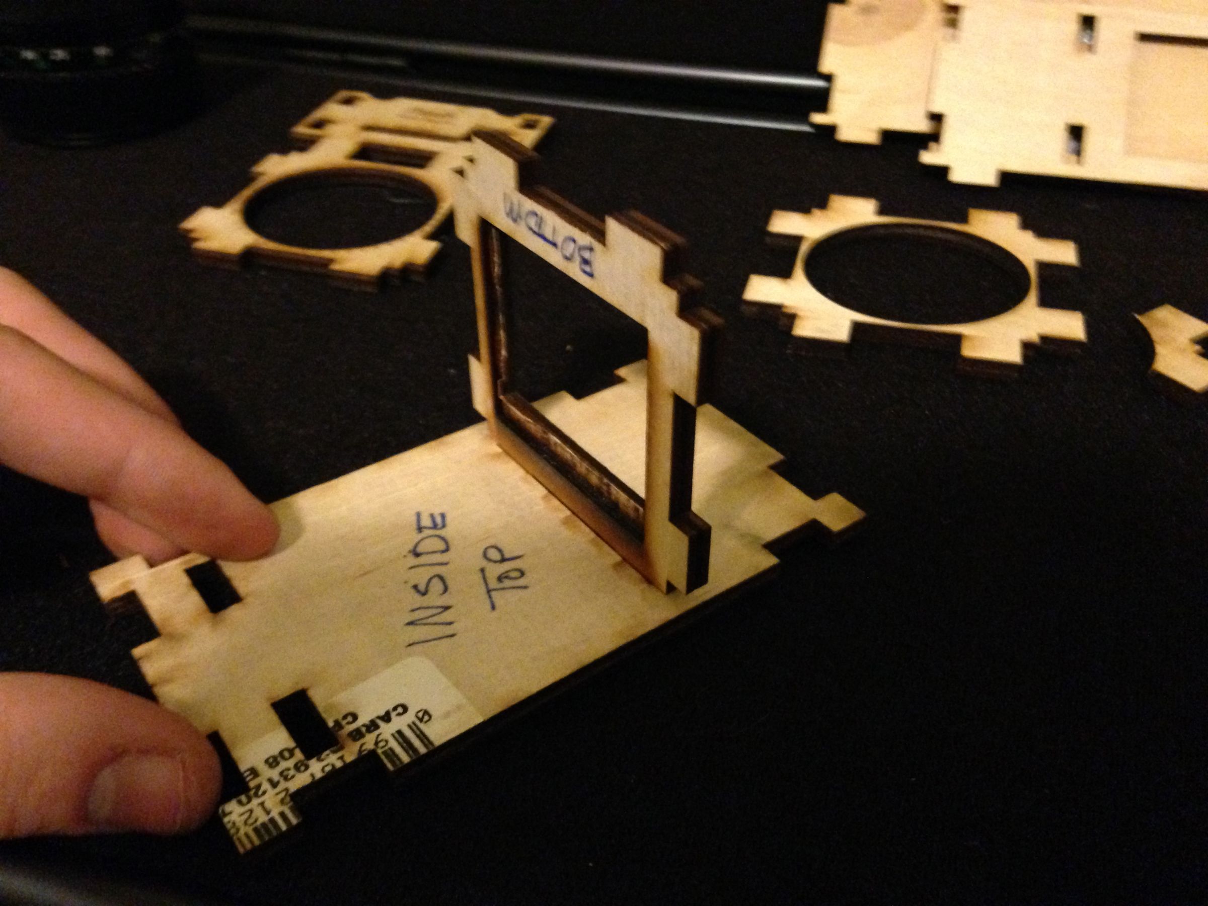 Augment Your Reality With the ITorch Raspberry Pi Flashlight Projector ...