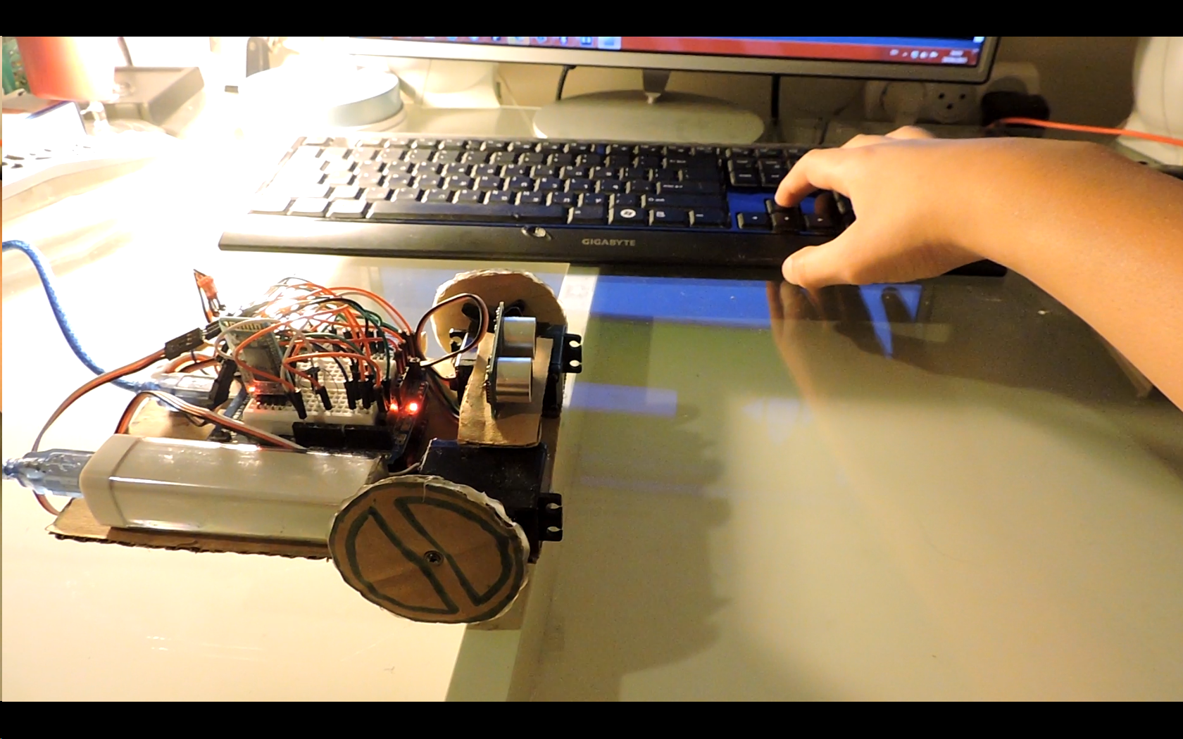PC Controlled Bluetooth Robot (With a GUI !) : 9 Steps - Instructables