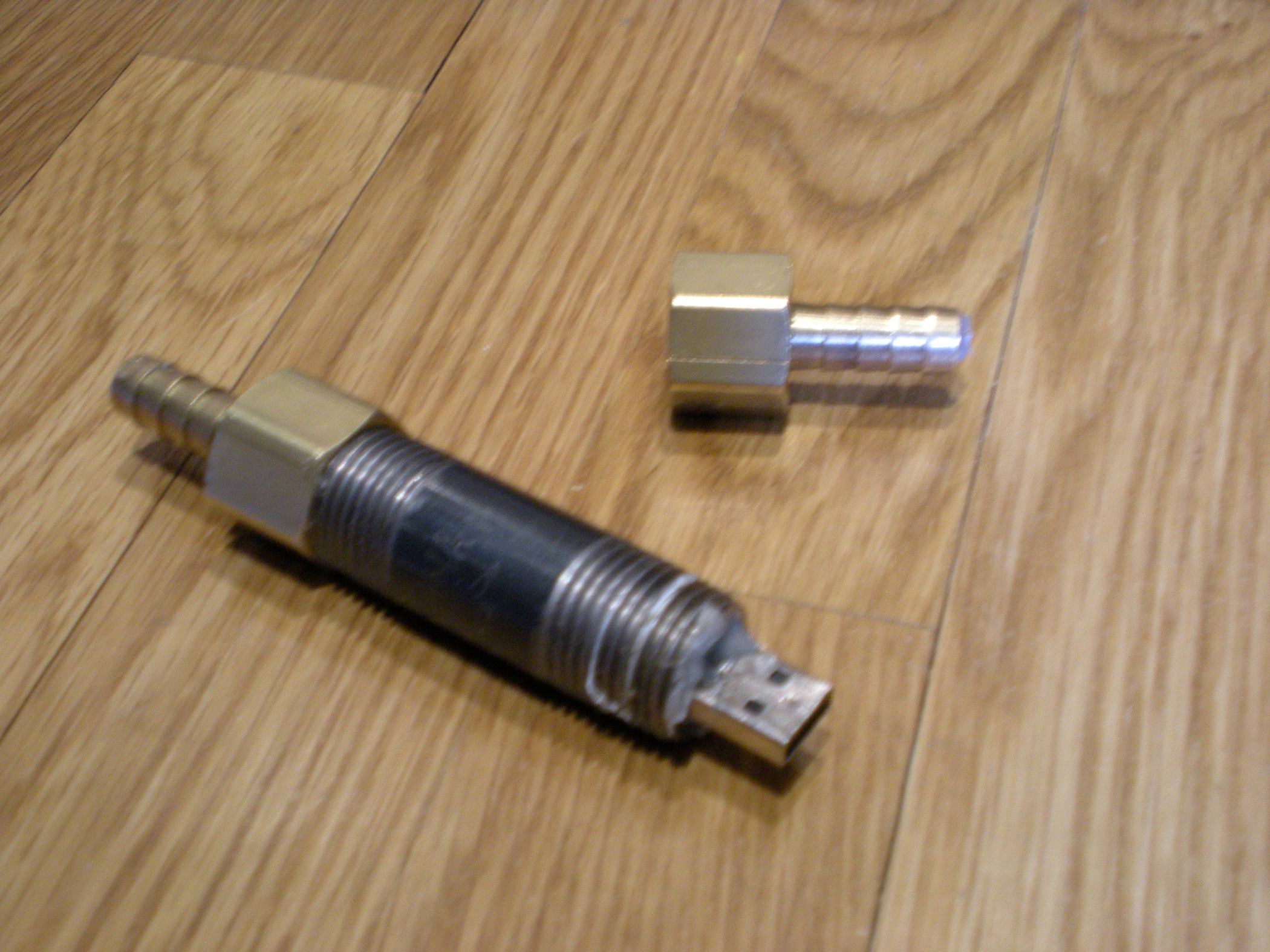 Diy Weatherproof and Waterproof Flash Drive!!!! : 4 Steps - Instructables