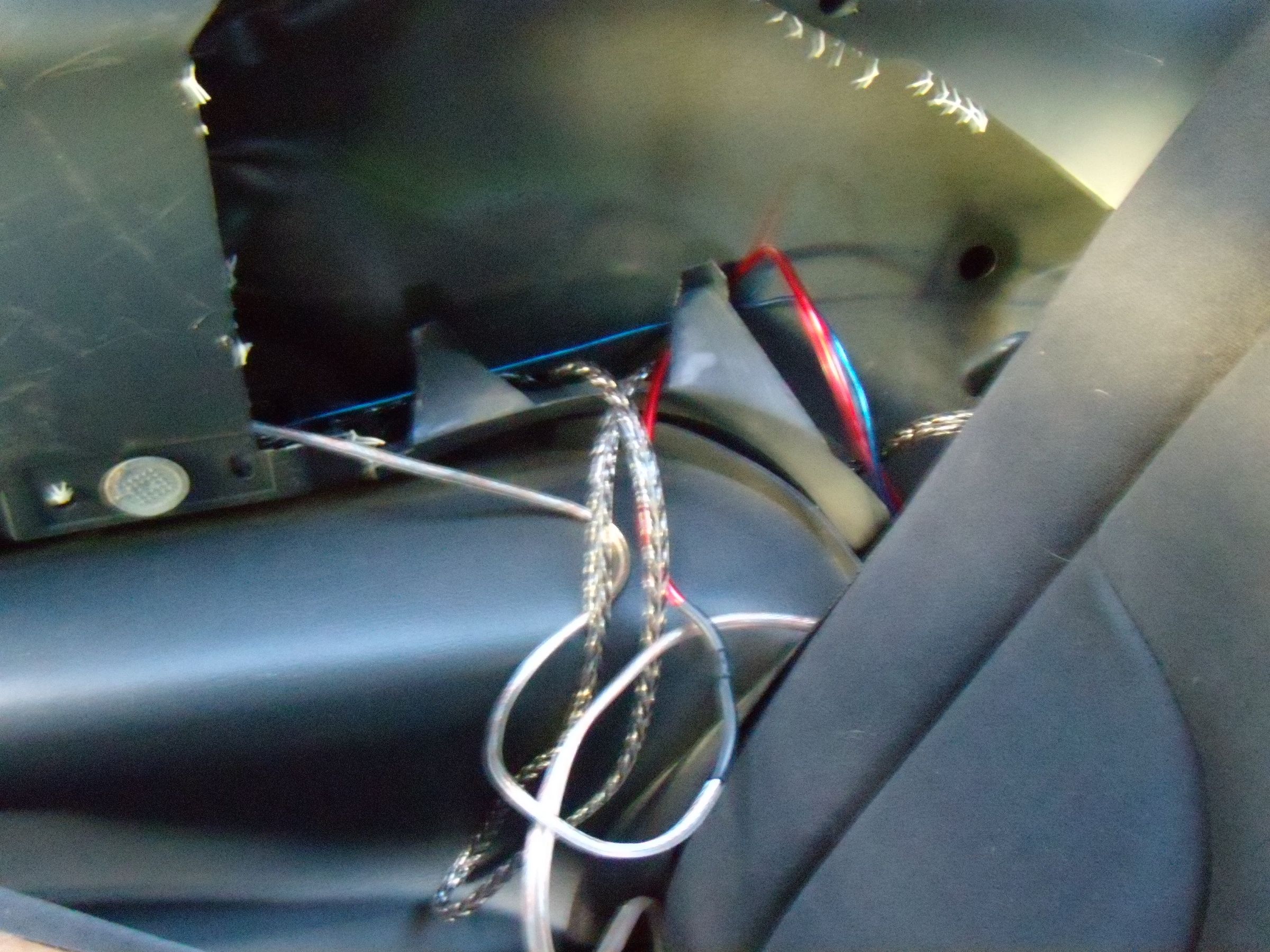 Car Stereo System 101 : 4 Steps - Instructables