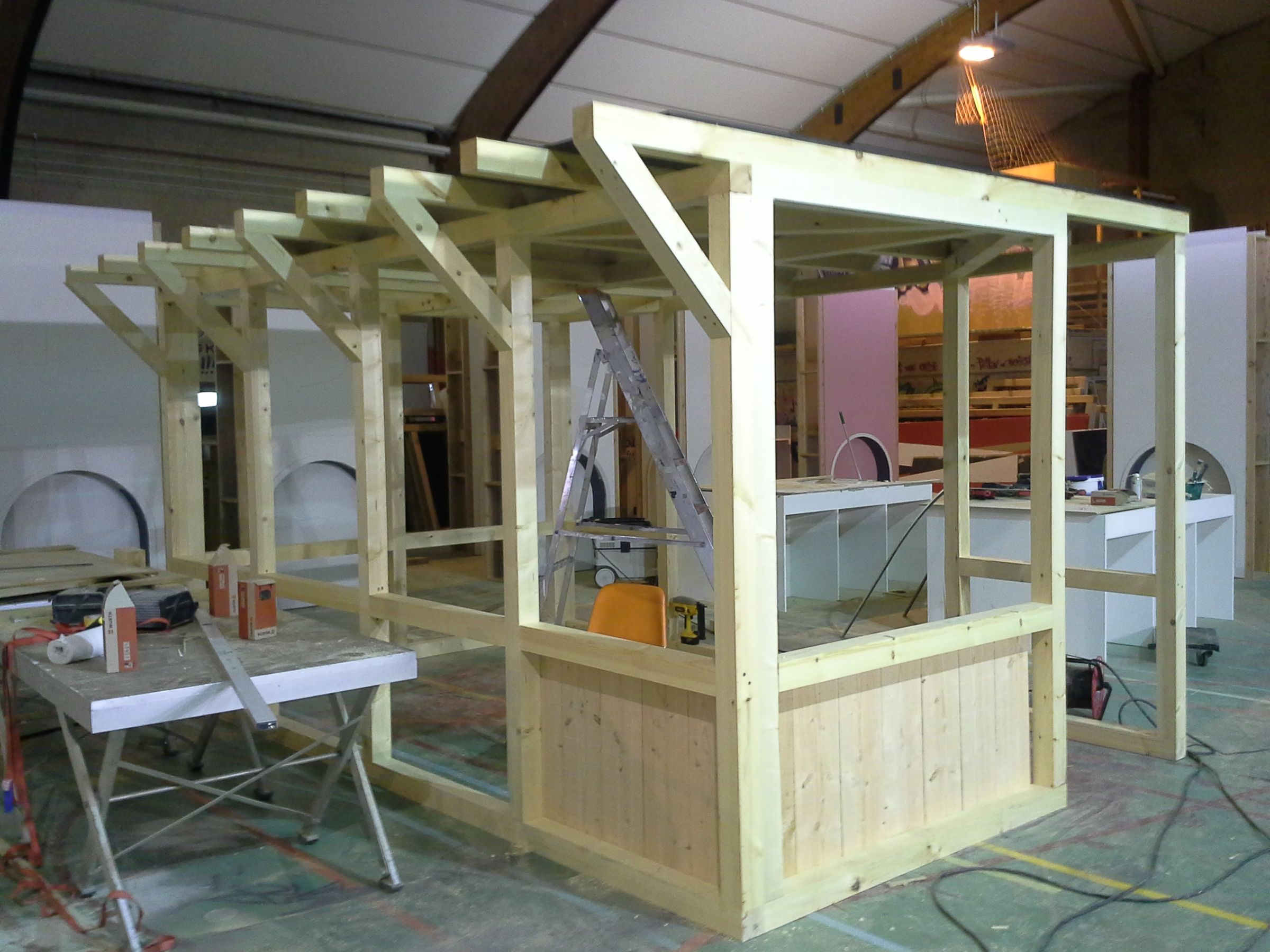 2 Level Reception Desk : 8 Steps (with Pictures) - Instructables