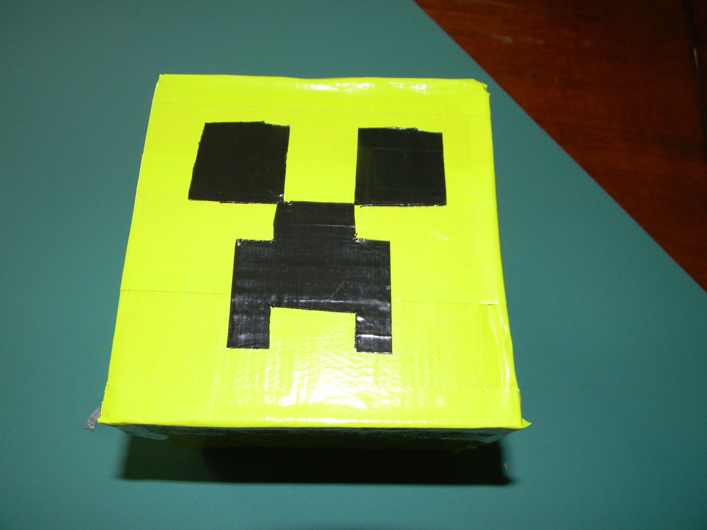 Mini Duct Tape Minecraft Heads : 8 Steps - Instructables