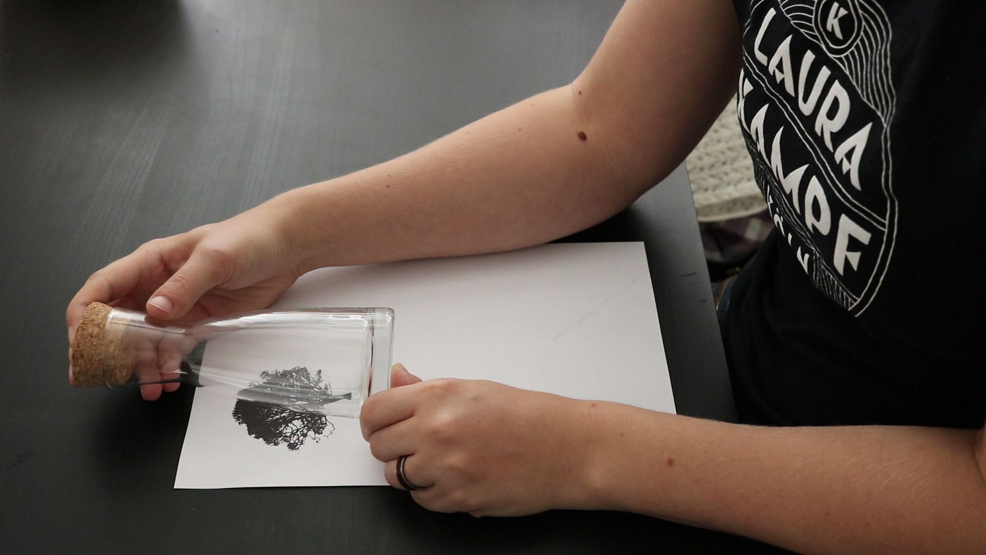 Engraving Glass With a Dremel : 4 Steps (with Pictures) - Instructables