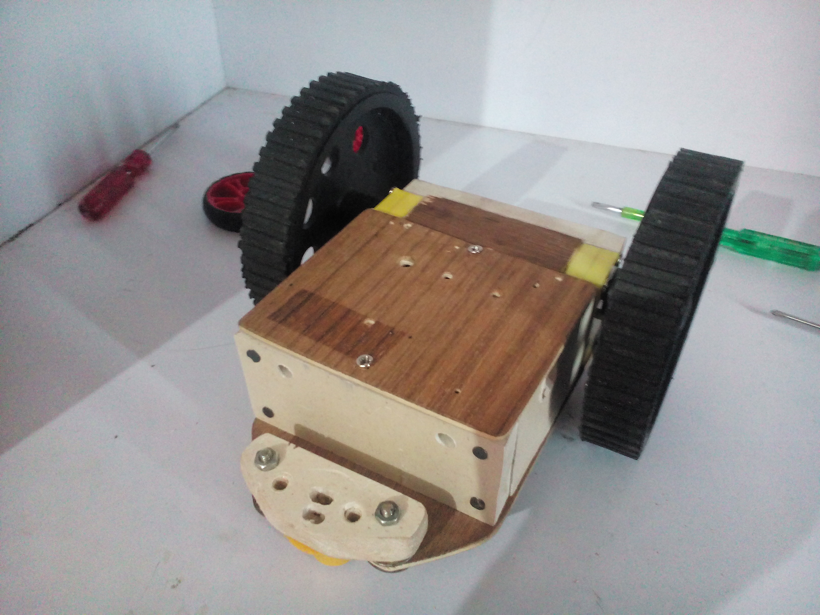Wooden Chassis for Arduino Rc Car. : 4 Steps - Instructables