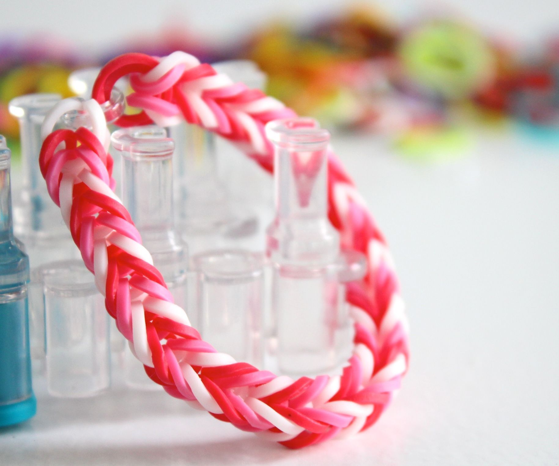 Rainbow Loom Fishtail : 6 Steps (with Pictures) - Instructables