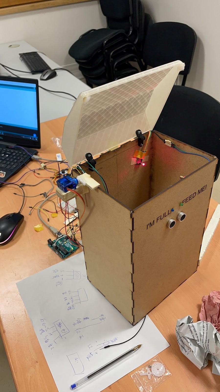 Smart Trashcan : 5 Steps - Instructables