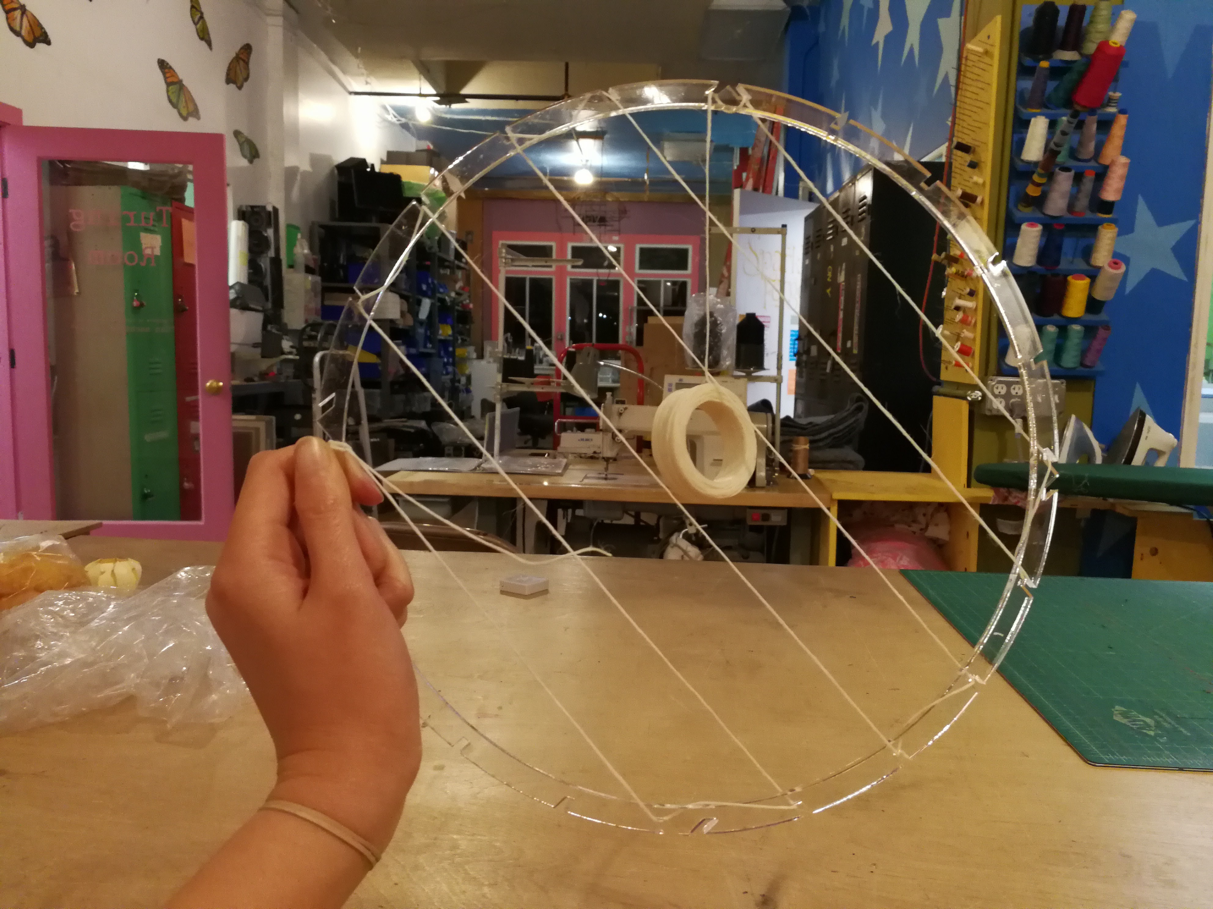 Low Stress Training SCROG Laser Cut Acrylic Grid for Grow Buckets : 4 ...