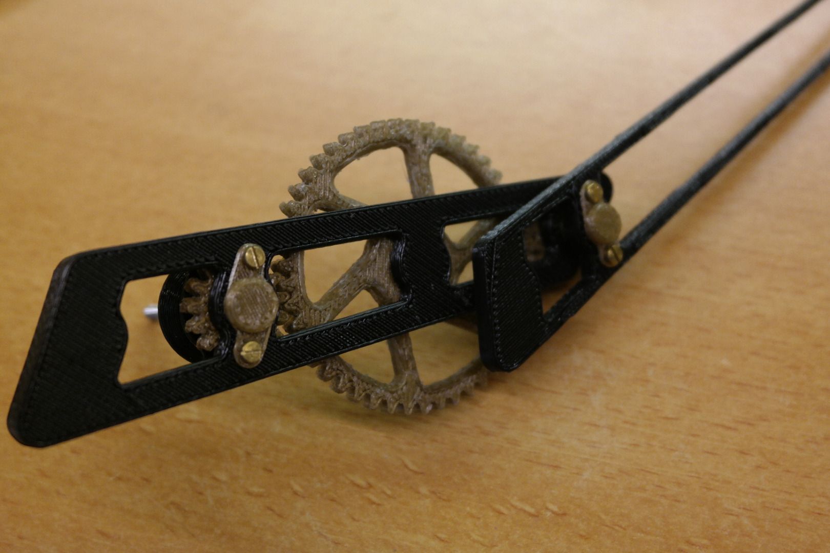 Hand in Hand Skeleton Clock : 11 Steps (with Pictures) - Instructables