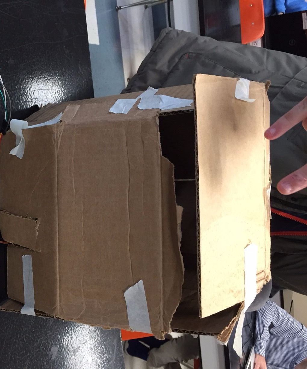 The Moving Door : 3 Steps - Instructables