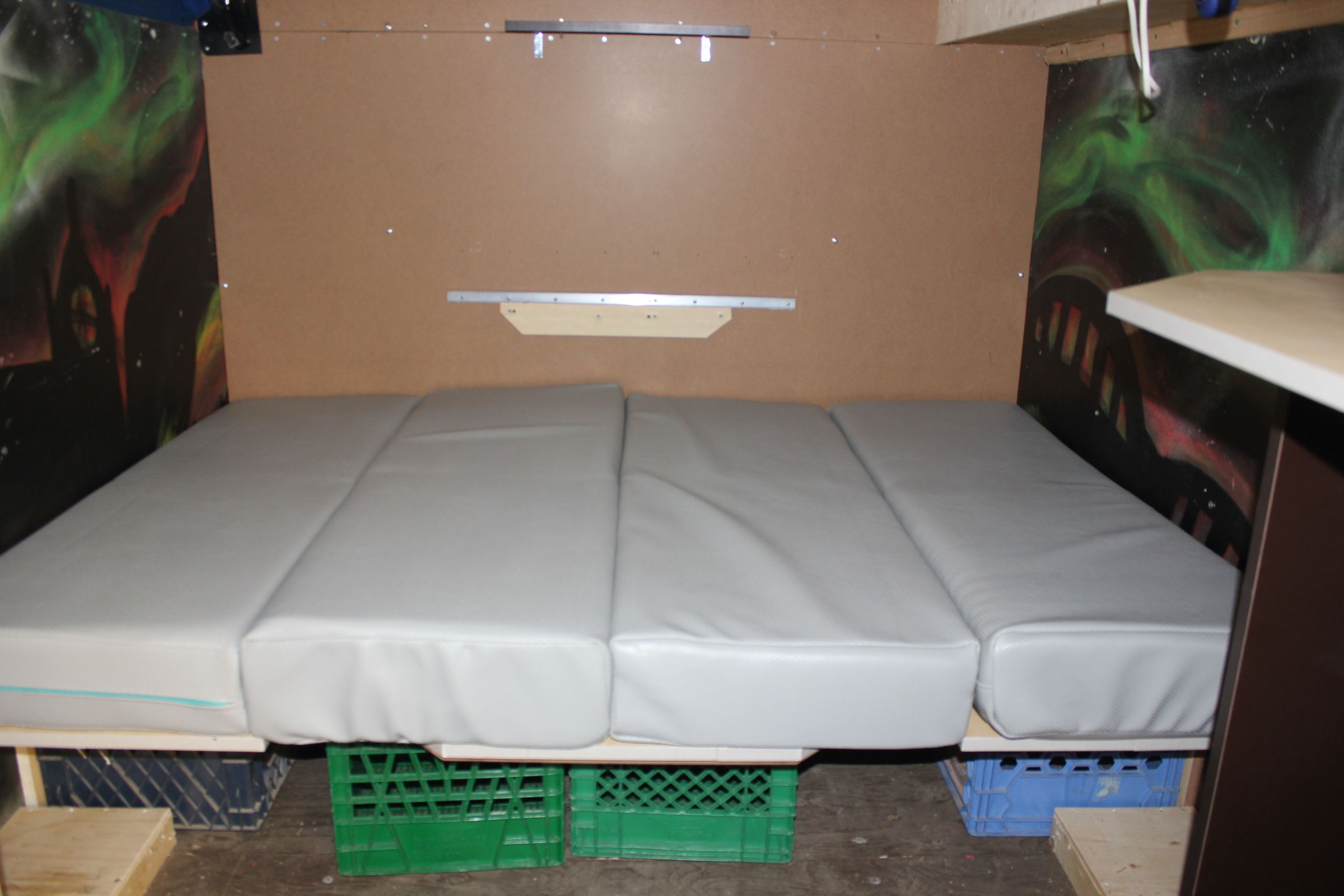 Tiny Dumpster House Trailer : 7 Steps (with Pictures) - Instructables