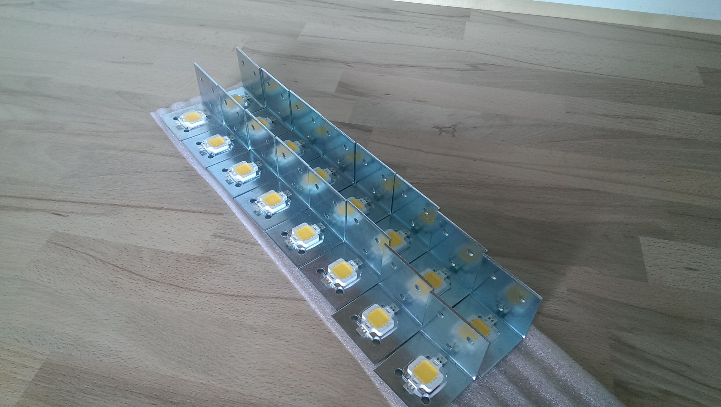 Make Your Own Dimmable LED Workshop Lighting! : 11 Steps (with Pictures ...