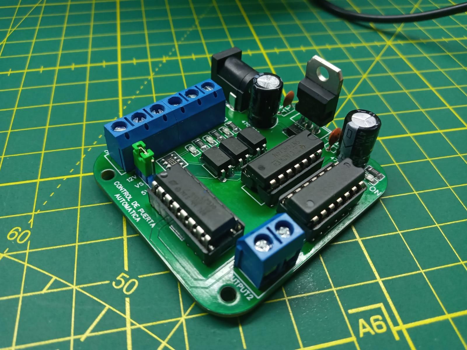 AUTOMATIC DOOR WITH PRESENCE SENSOR : 7 Steps - Instructables