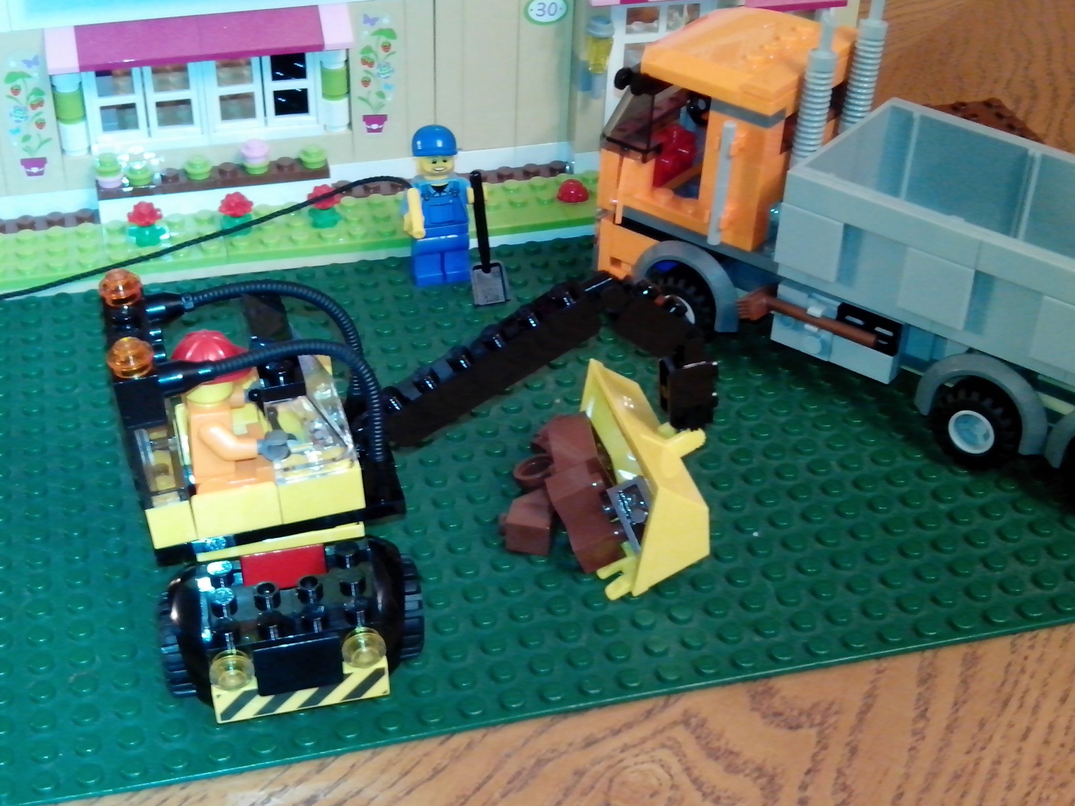 Lego Excavator for the Kids : 17 Steps - Instructables
