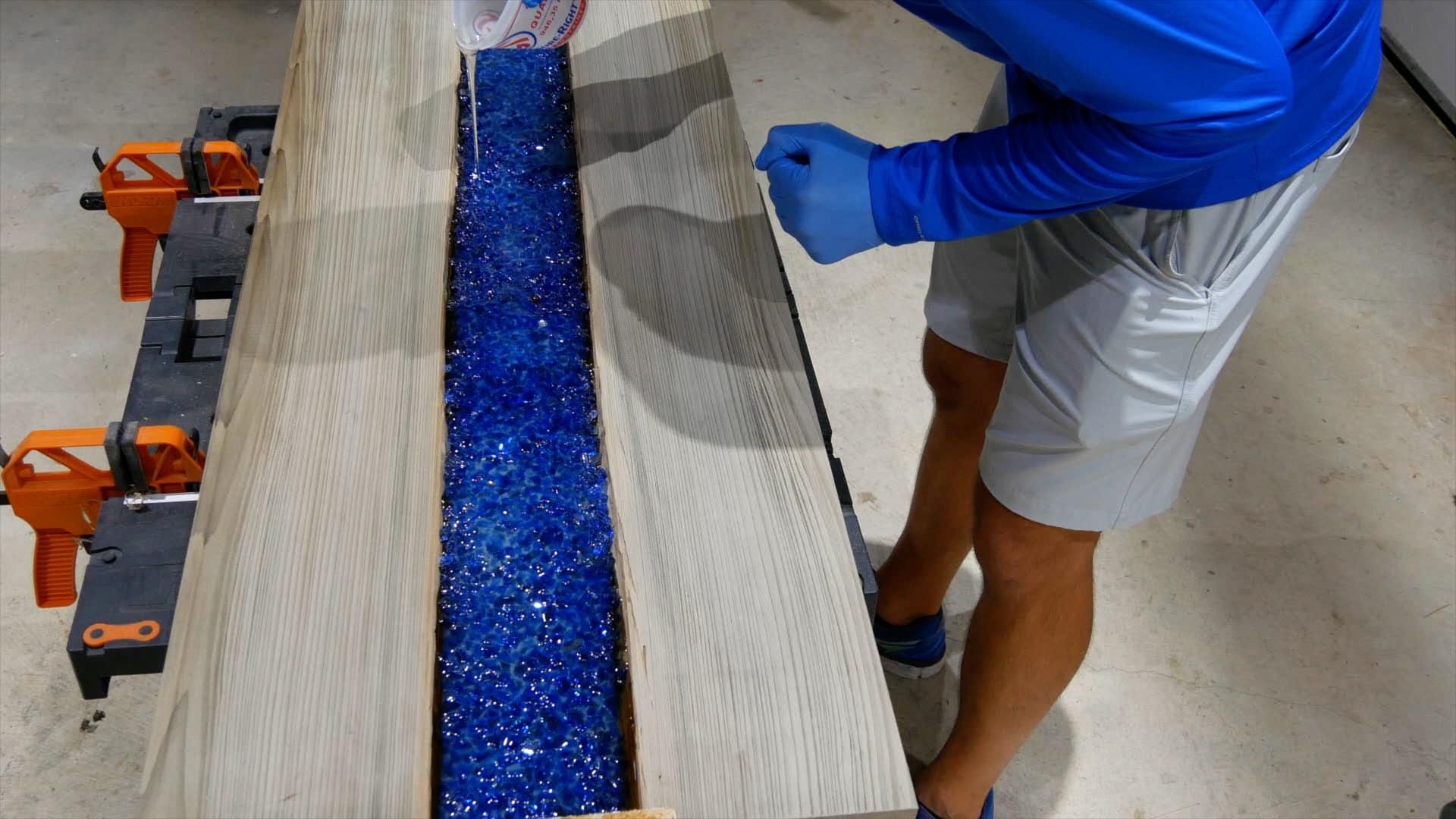 DIY Epoxy River Glow Table : 21 Steps (with Pictures) - Instructables