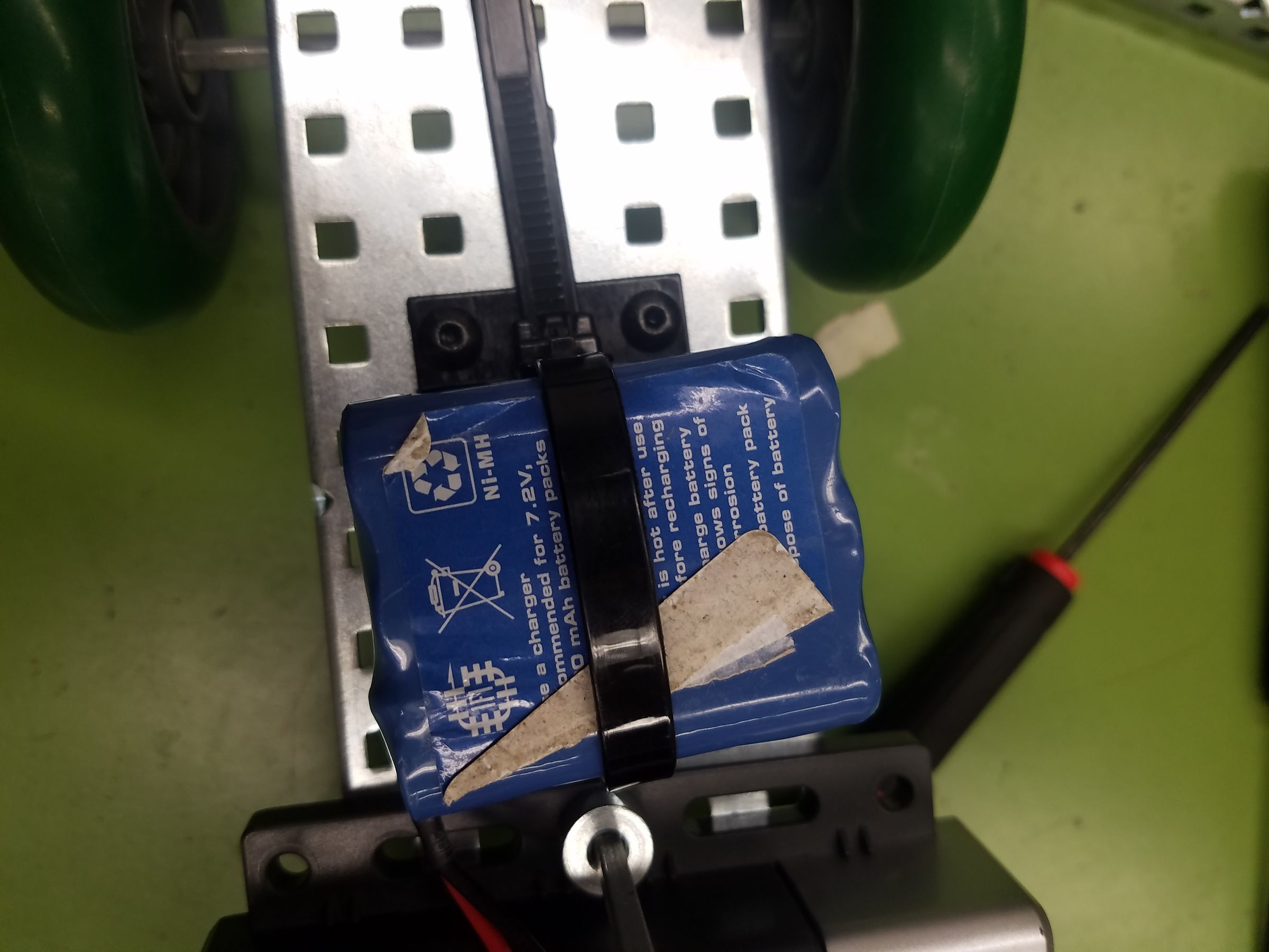 ROBOTC VEX Light Sensor Car : 5 Steps - Instructables