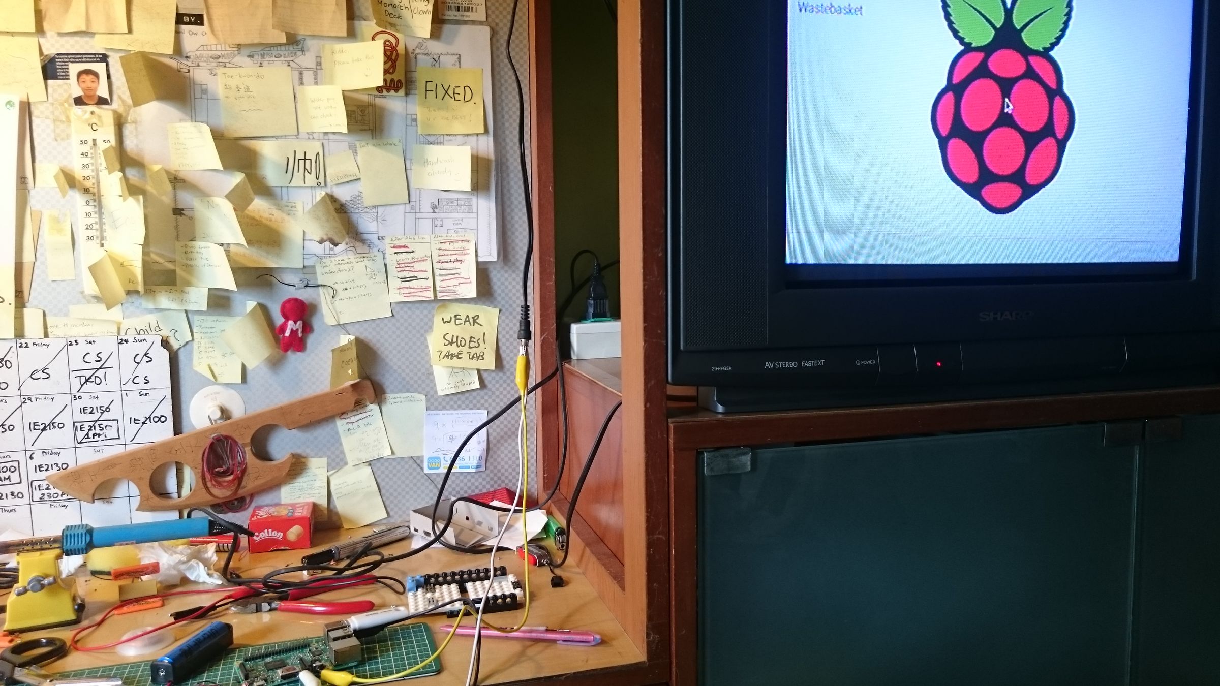 KeyPi - a Cheap Portable Raspberry Pi 3 Laptop Under $80 : 11 Steps ...