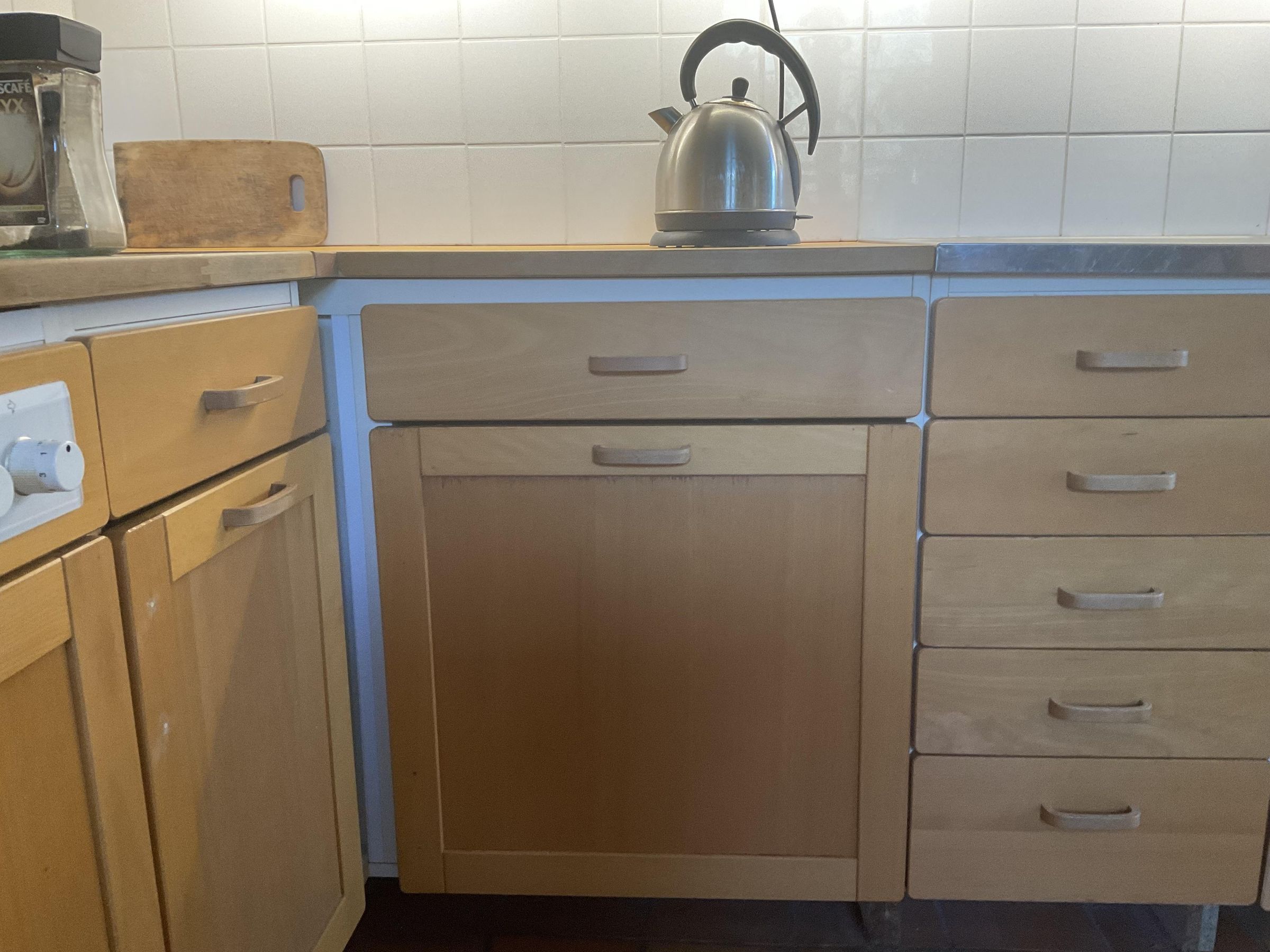 Kitchen Corner Access : 8 Steps (with Pictures) - Instructables