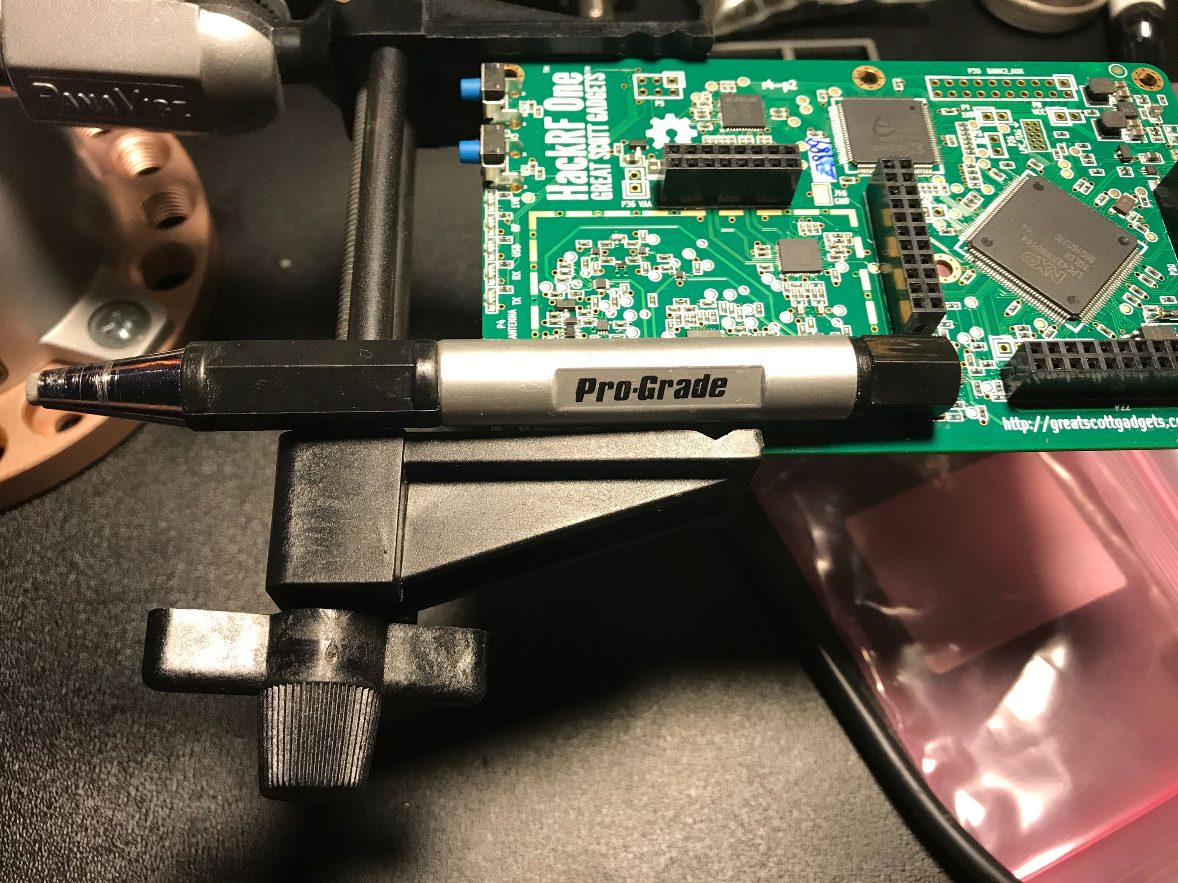 HackRF Shielding Kit Installation : 4 Steps - Instructables