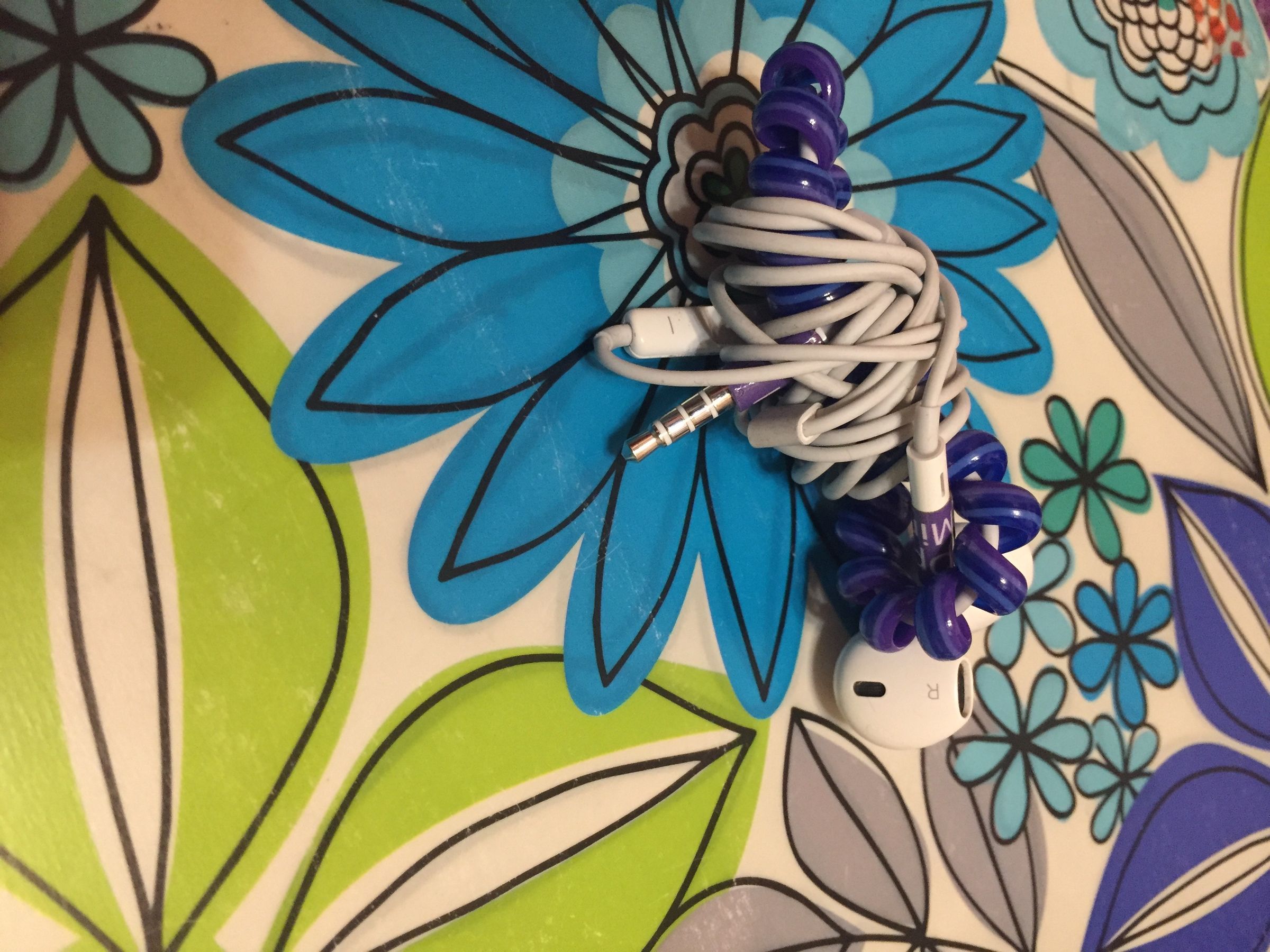 Earbud Wrap Cord : 3 Steps - Instructables