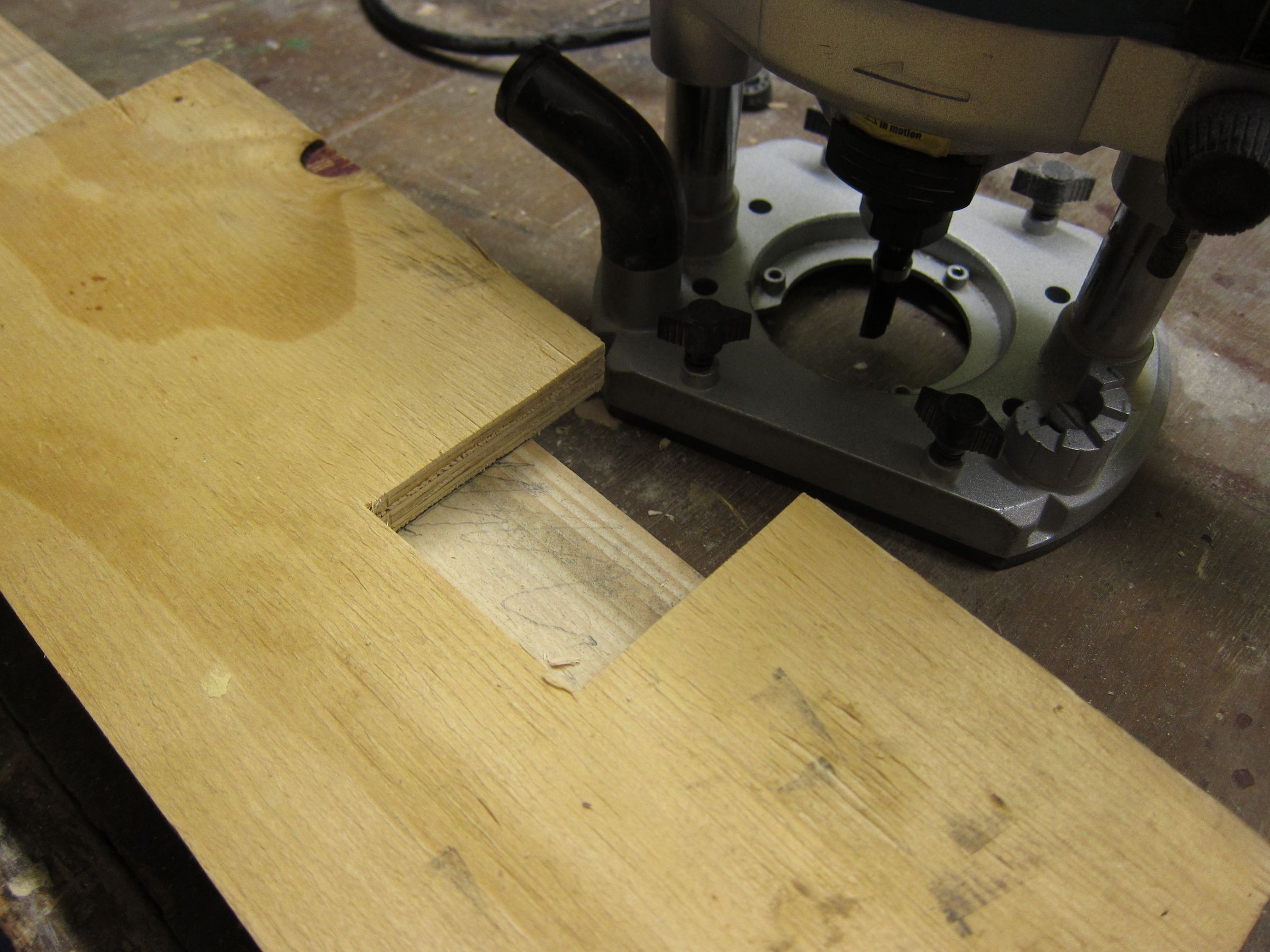 Tension Series - Floating Bed : 9 Steps (with Pictures) - Instructables