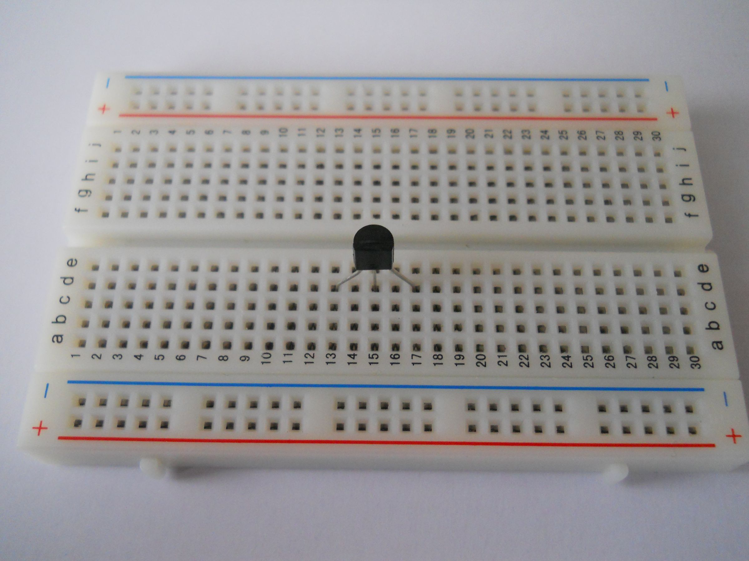 Cheap Voltage Regulated Joule Thief Power Supply/charger : 6 Steps ...