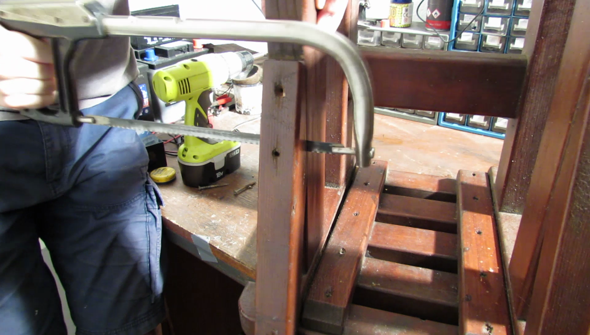 Fix a Broken Wooden Chair - FIX IT YOURSELF : 4 Steps (with Pictures ...