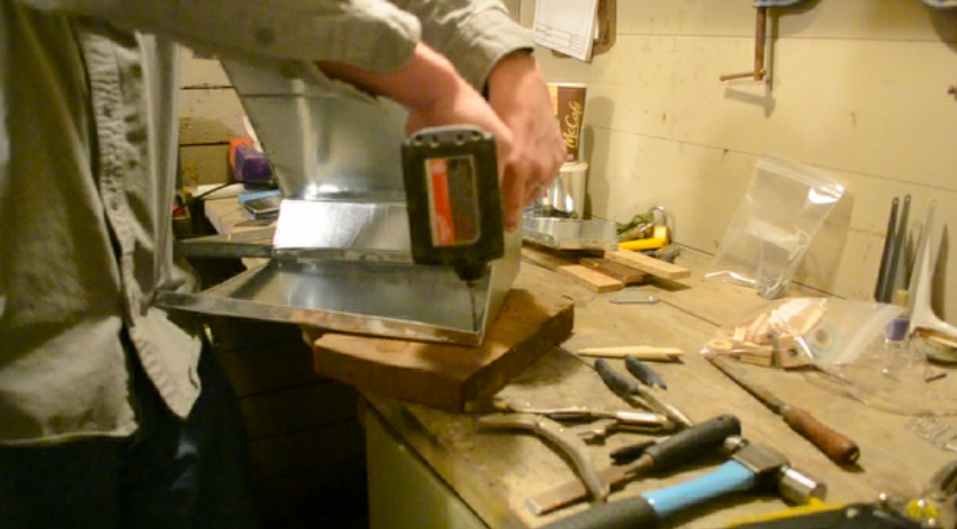 Reflector Oven for Campfires : 10 Steps (with Pictures) - Instructables
