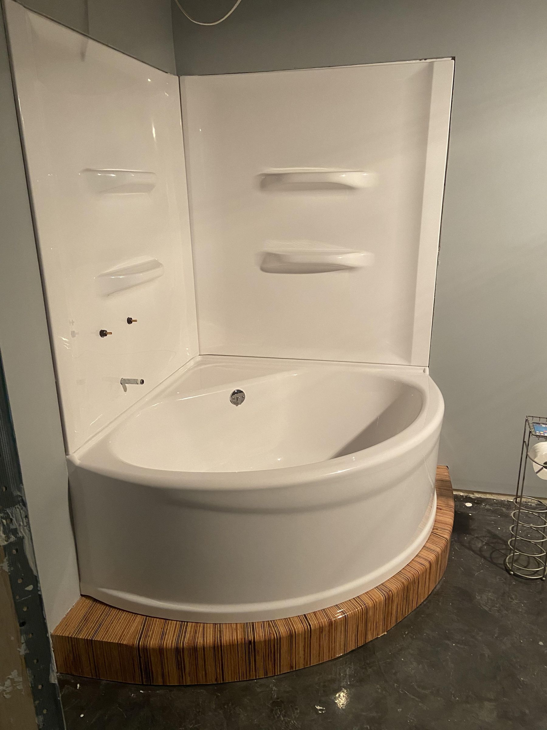 Custom Bathtub Front Support Panel : 8 Steps - Instructables