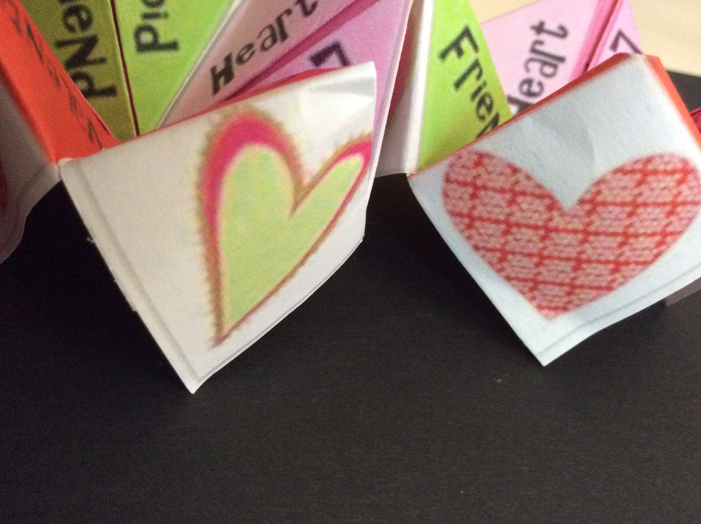 Valentines Day Cootie Catcher : 6 Steps - Instructables